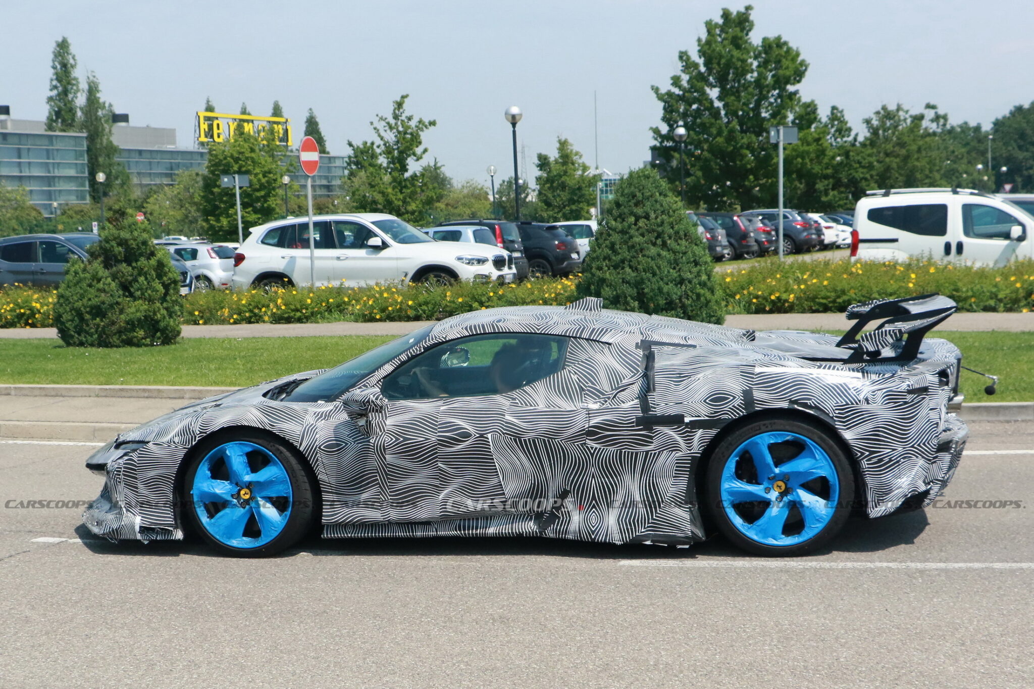 New Ferrari SF90 LM Shows Off More Extreme Aero Ahead Of Rumored Le ...
