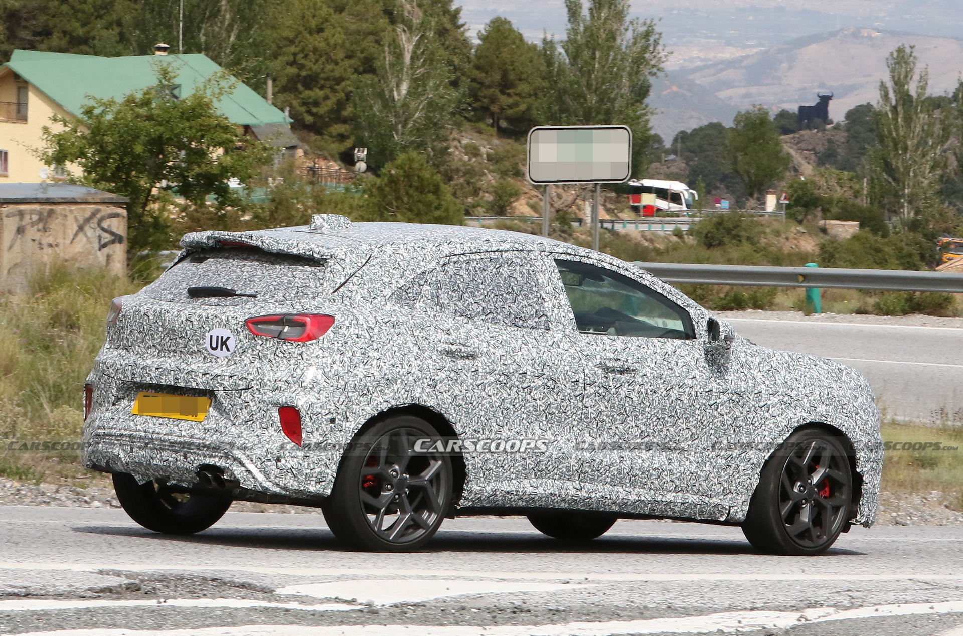 2024 Ford Puma Facelift Makes Spy Debut In ST Guise | Carscoops