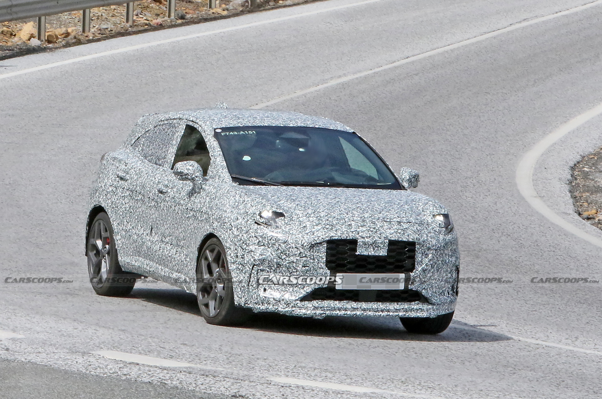 2024 Ford Puma Facelift Makes Spy Debut In ST Guise | Carscoops