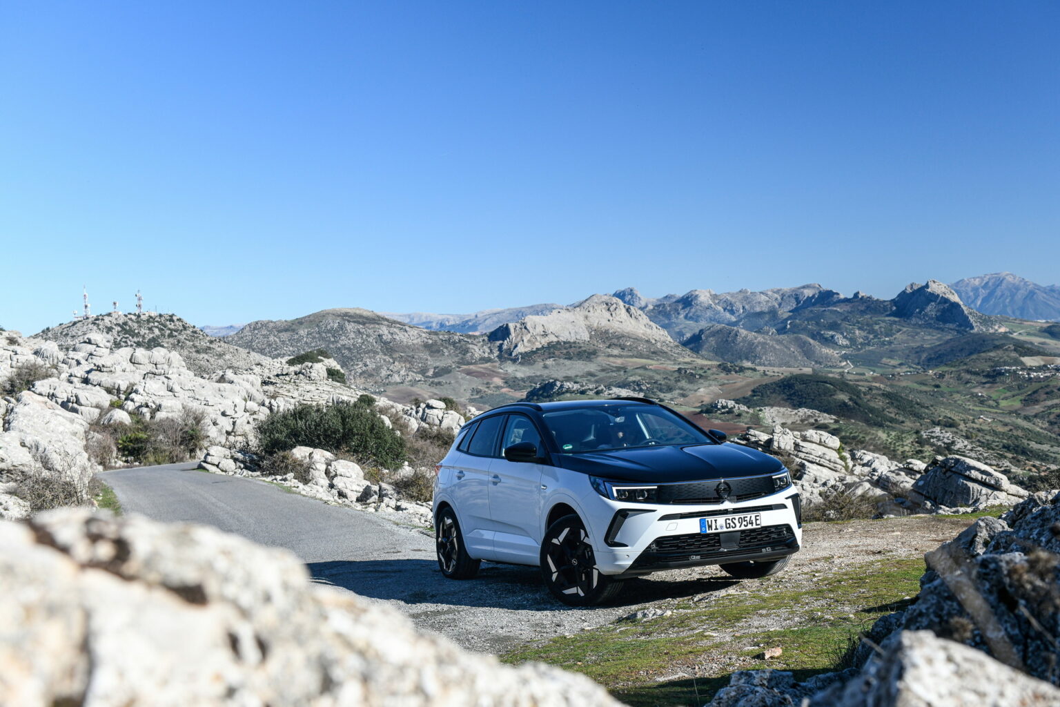 Opel Confirms New Crossland SUV And Grandland EV For 2024 | Carscoops