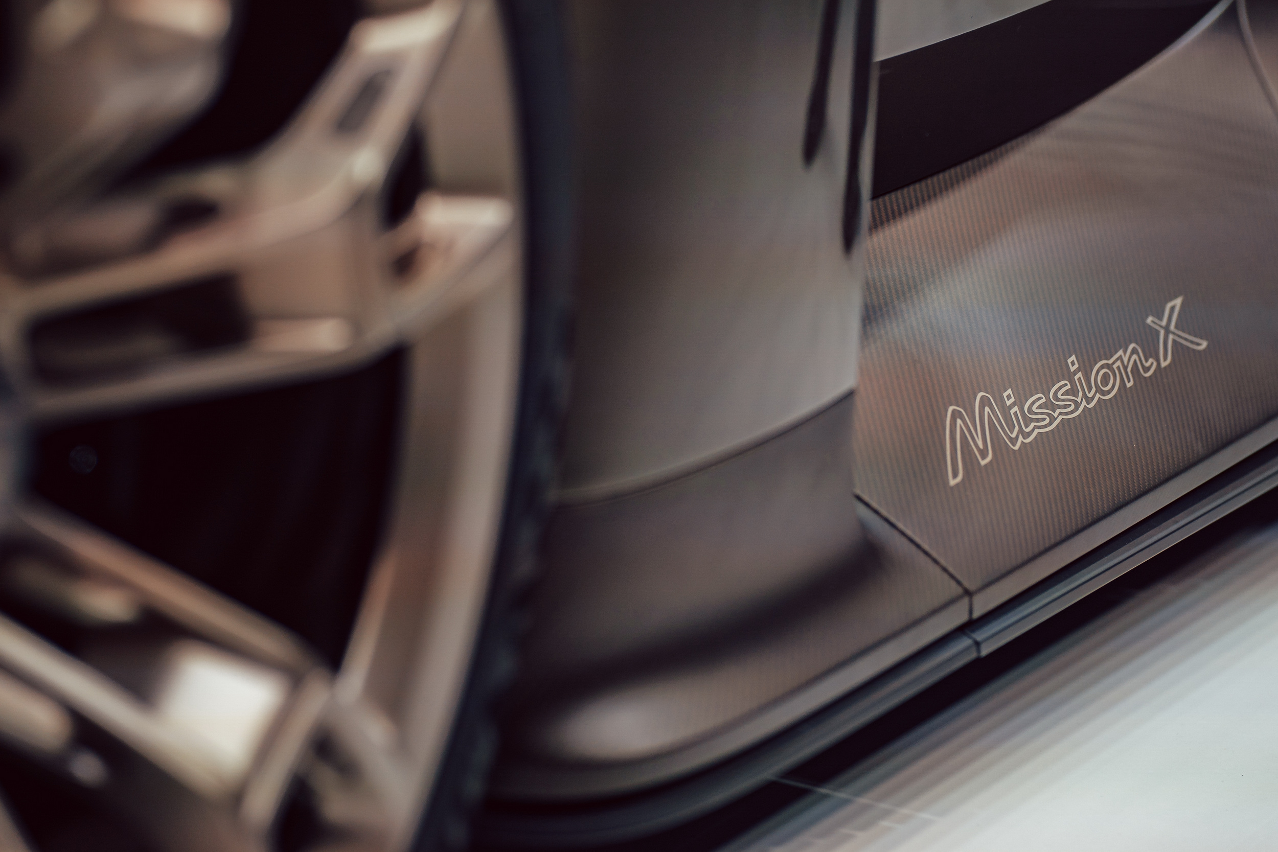 New Porsche Mission X Is An Electric Hypercar Concept Charging For ...