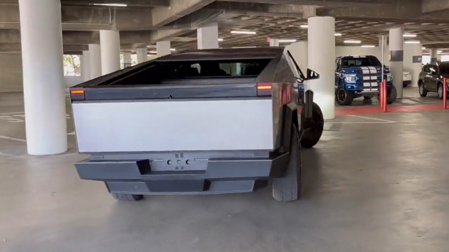 Tesla Cybertruck Shows Off Rear-Wheel Steering And More In Latest ...