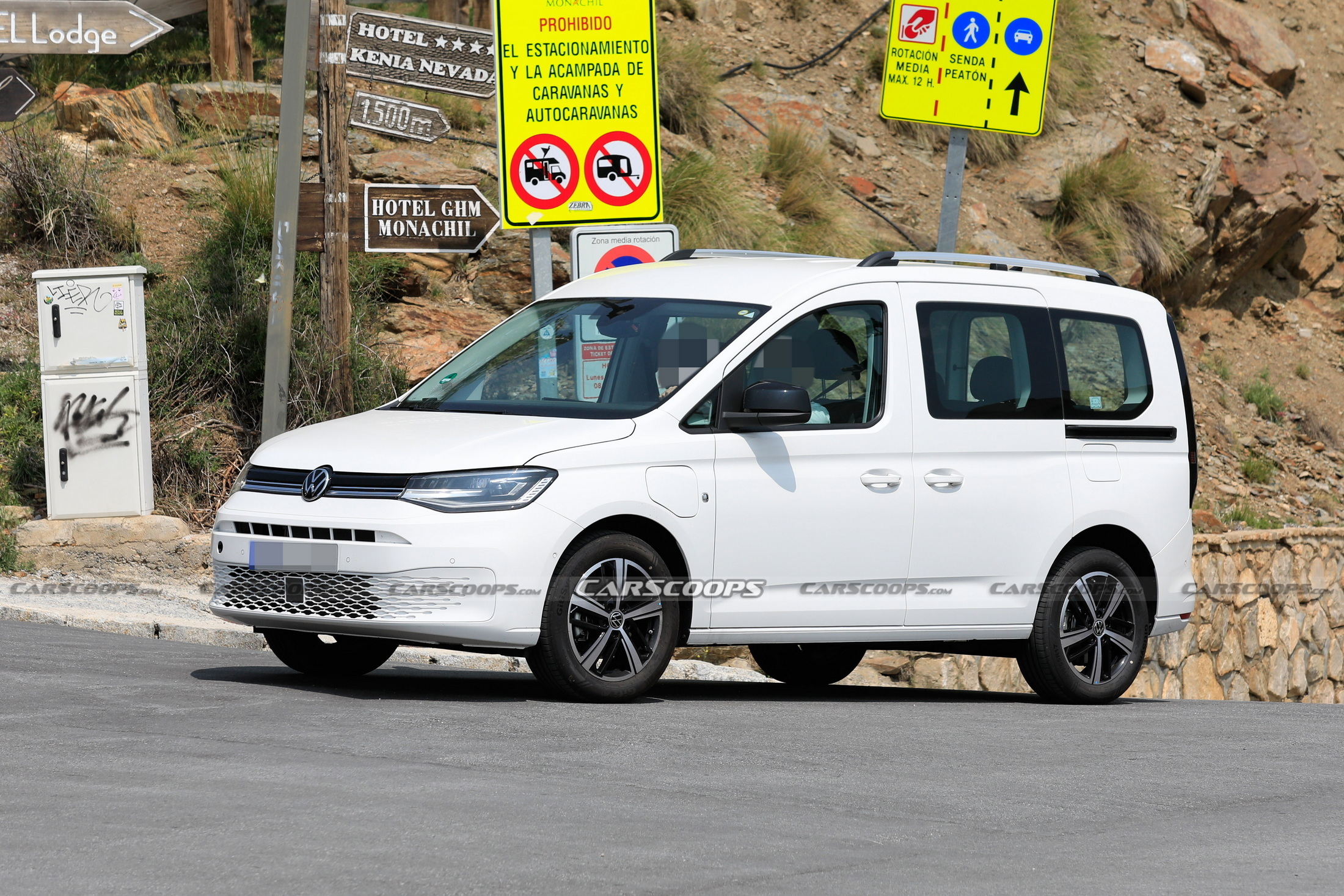 VW Caddy eHybrid Shows It All, Including Massive Infotainment Screen ...