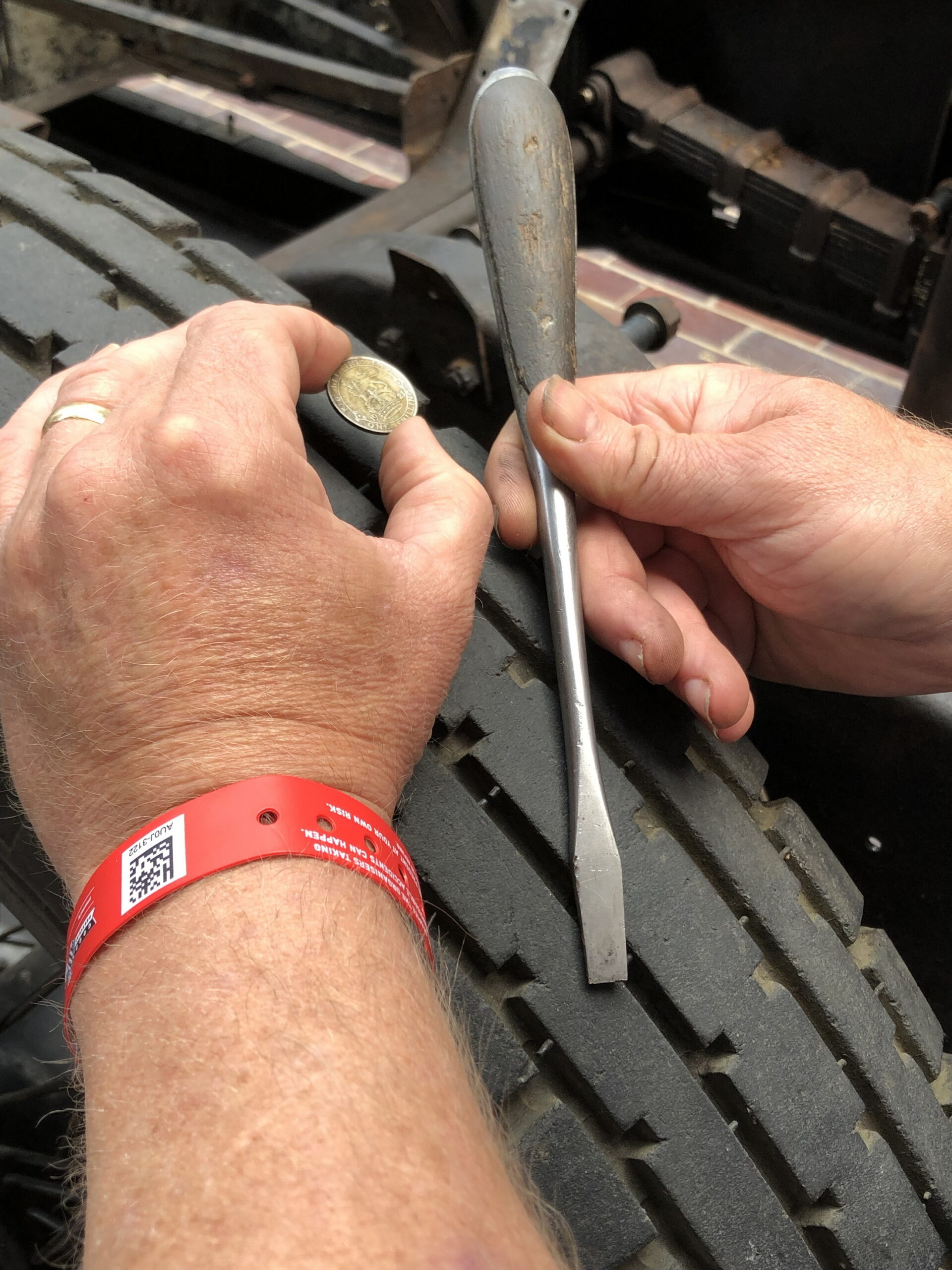 The First Car To Go 200 MPH Probably Did It With A Screwdriver In The ...