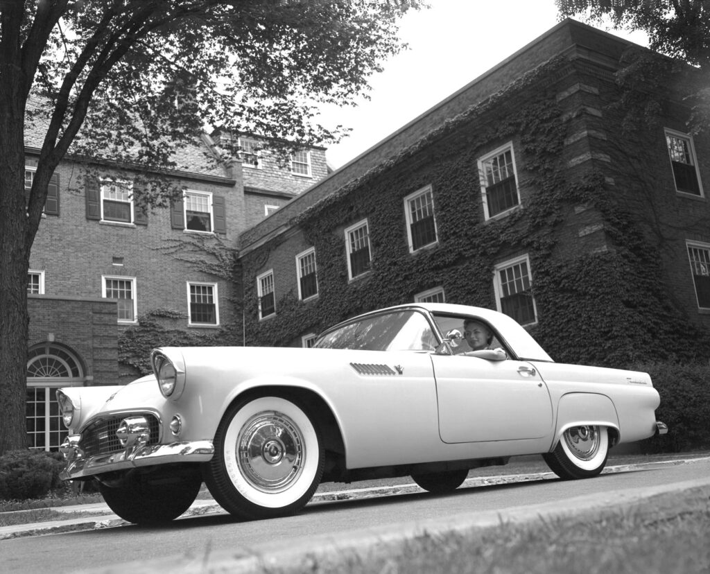 2028 Ford Thunderbird: Should The Iconic T-Bird Rise From The Ashes As ...
