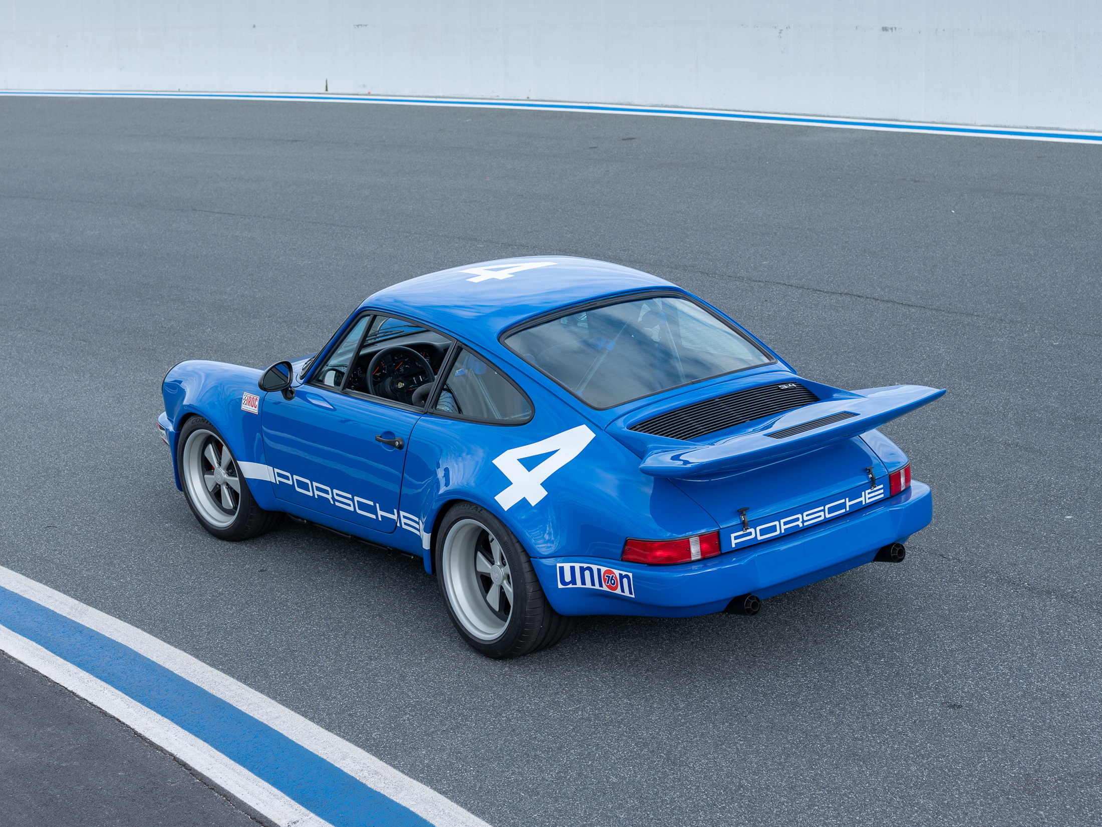 Retro Designs Introduces IROC-Inspired 1974 Porsche 911 RSR Restomod ...