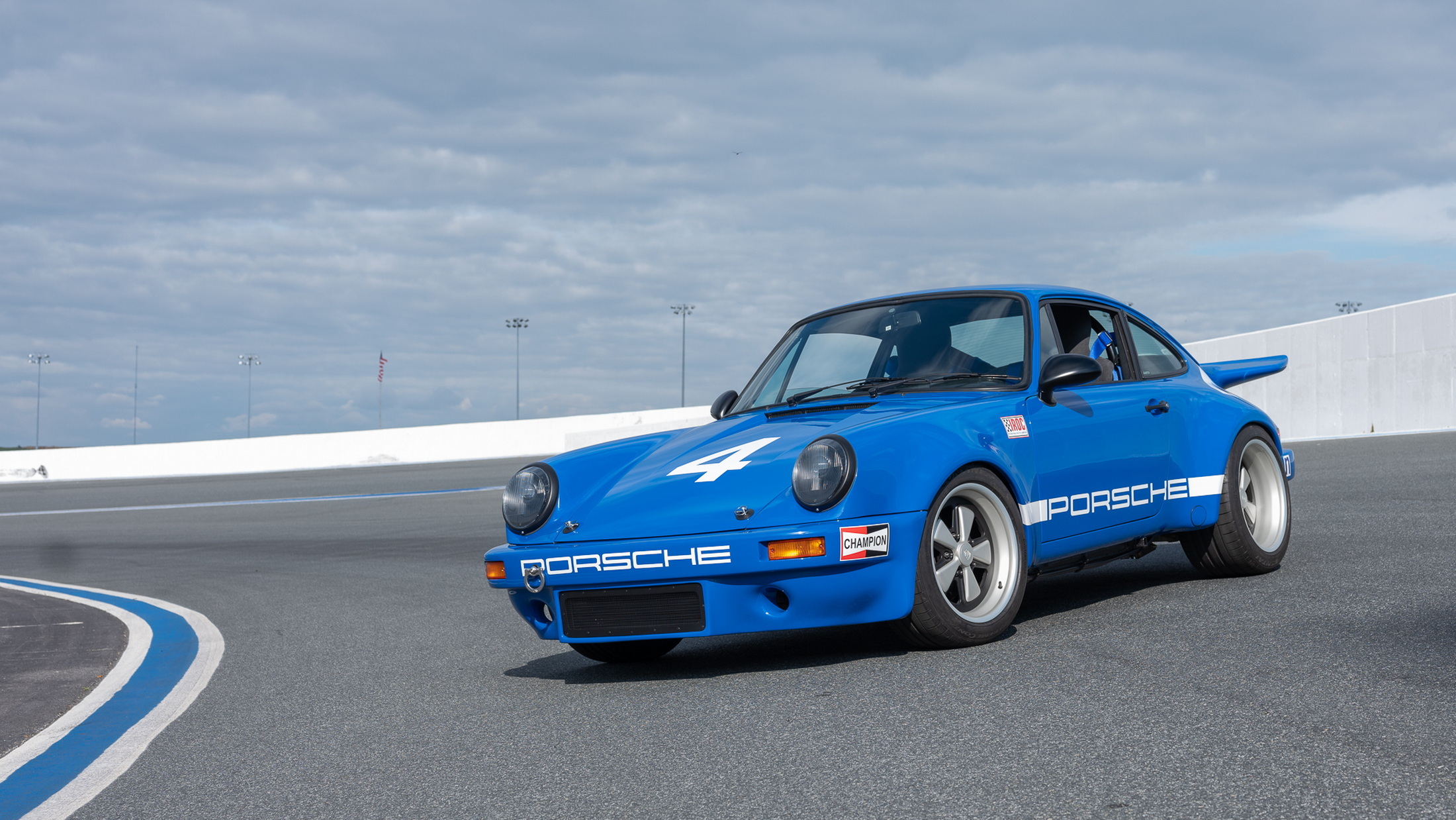 Retro Designs Introduces IROC-Inspired 1974 Porsche 911 RSR Restomod ...