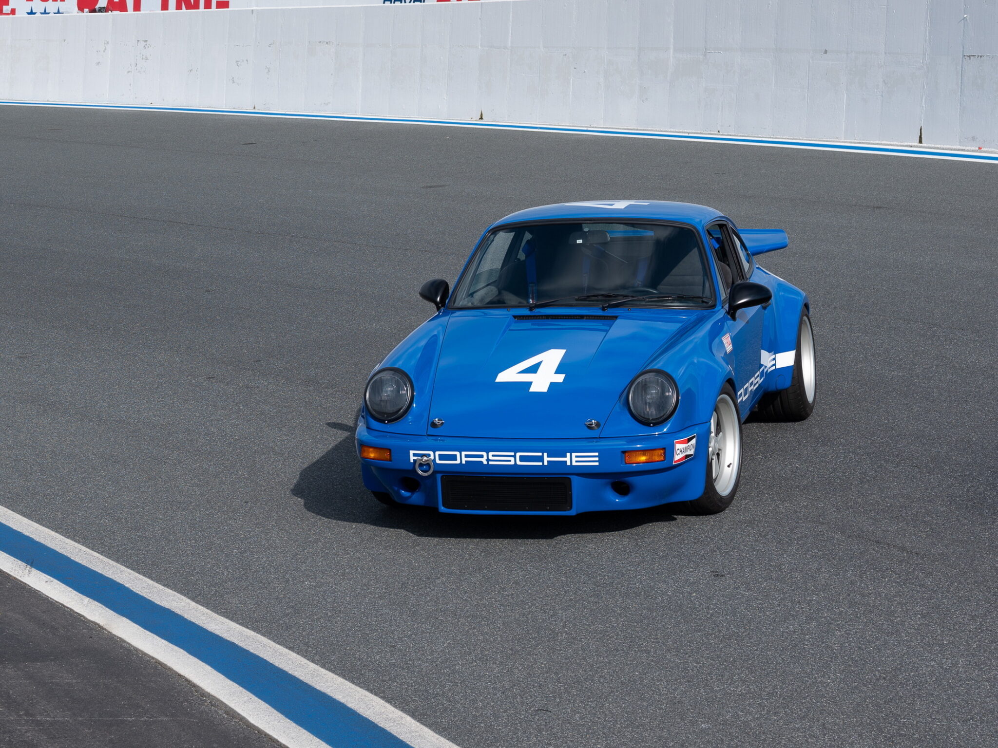 Retro Designs Introduces IROC-Inspired 1974 Porsche 911 RSR Restomod ...