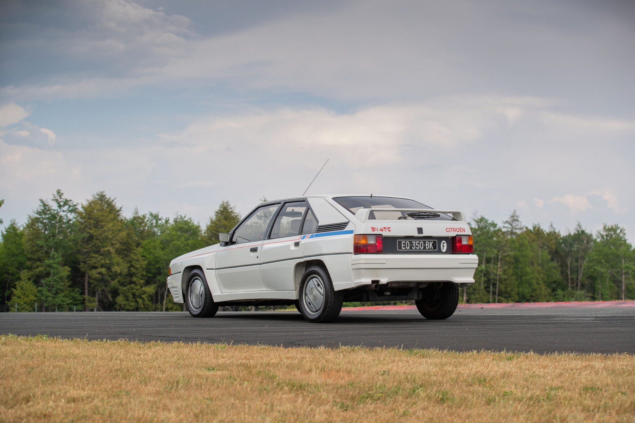 Super Rare Rally Homologation Specials From Peugeot And Citroen Go Up ...