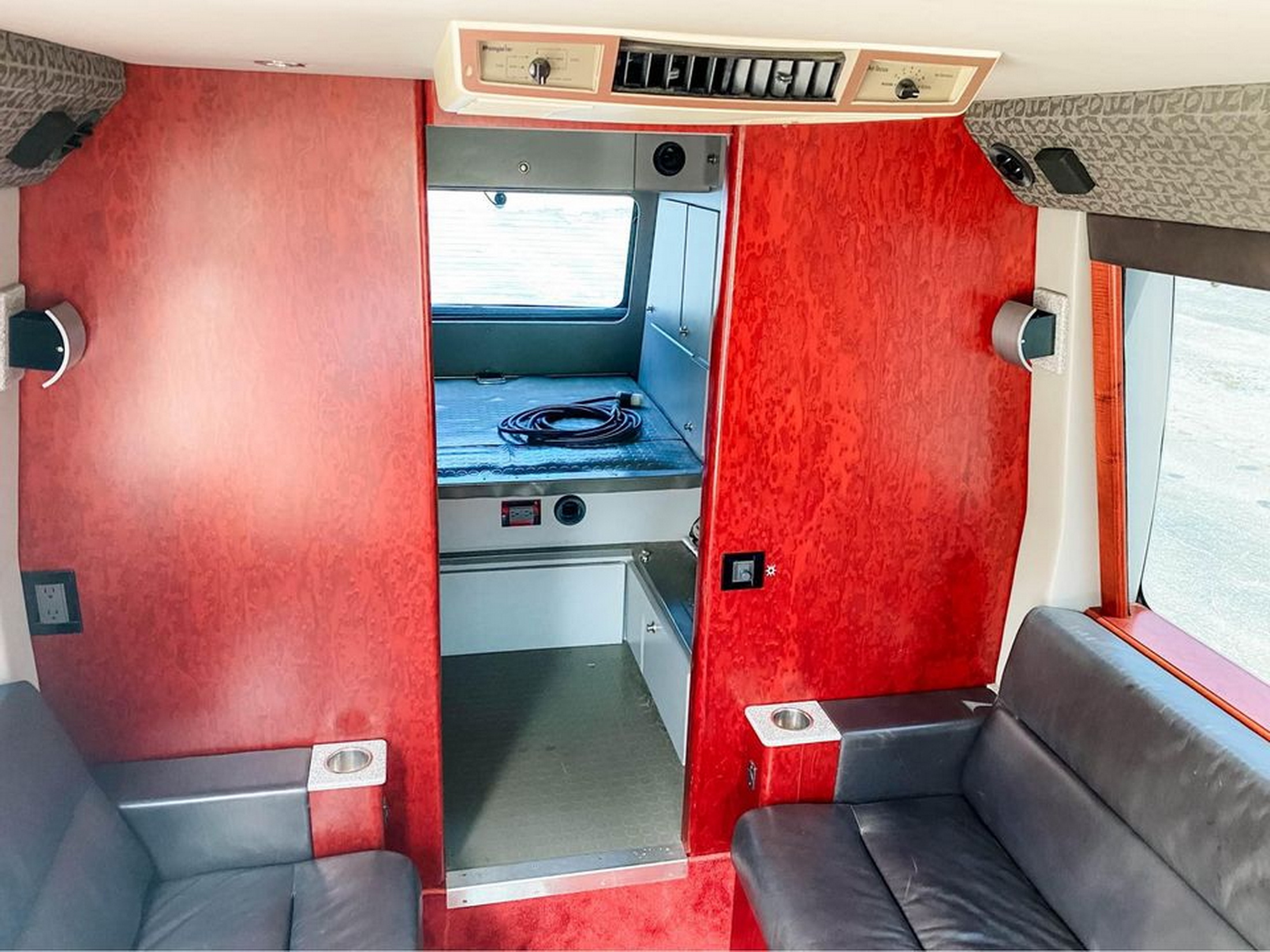 The Mauck 1120S Is The DeLorean Of Buses And One Was On Sale For $75K ...