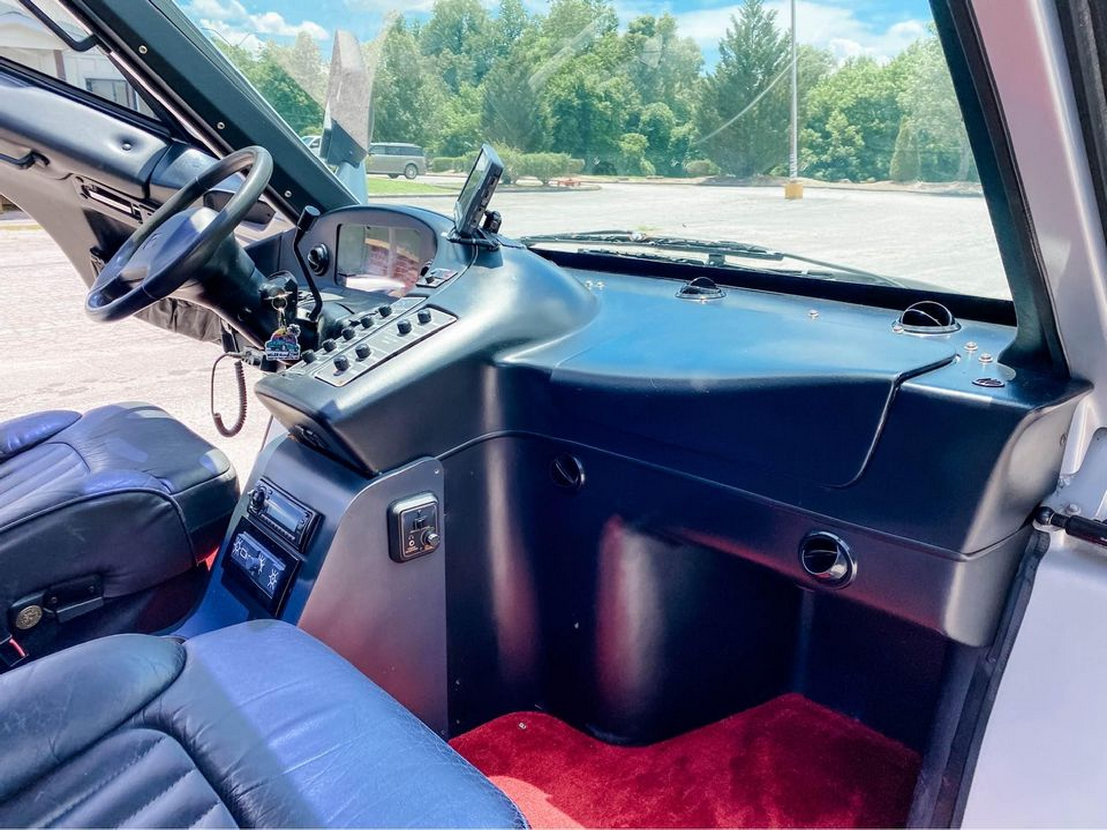 The Mauck 1120S Is The DeLorean Of Buses And One Was On Sale For $75K ...