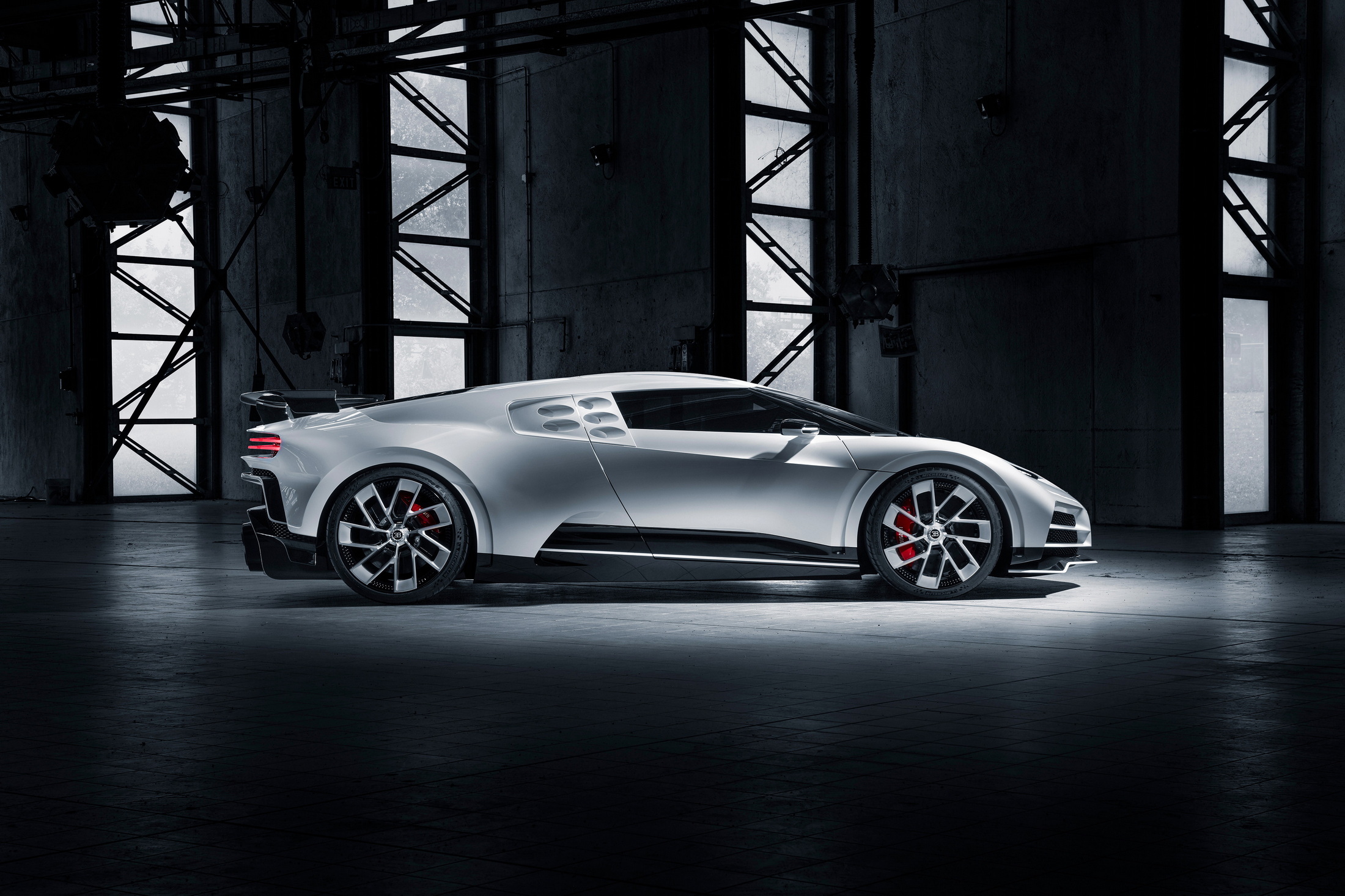 Bugatti Designer Achim Anscheidt Retires After 19 Years With Brand ...