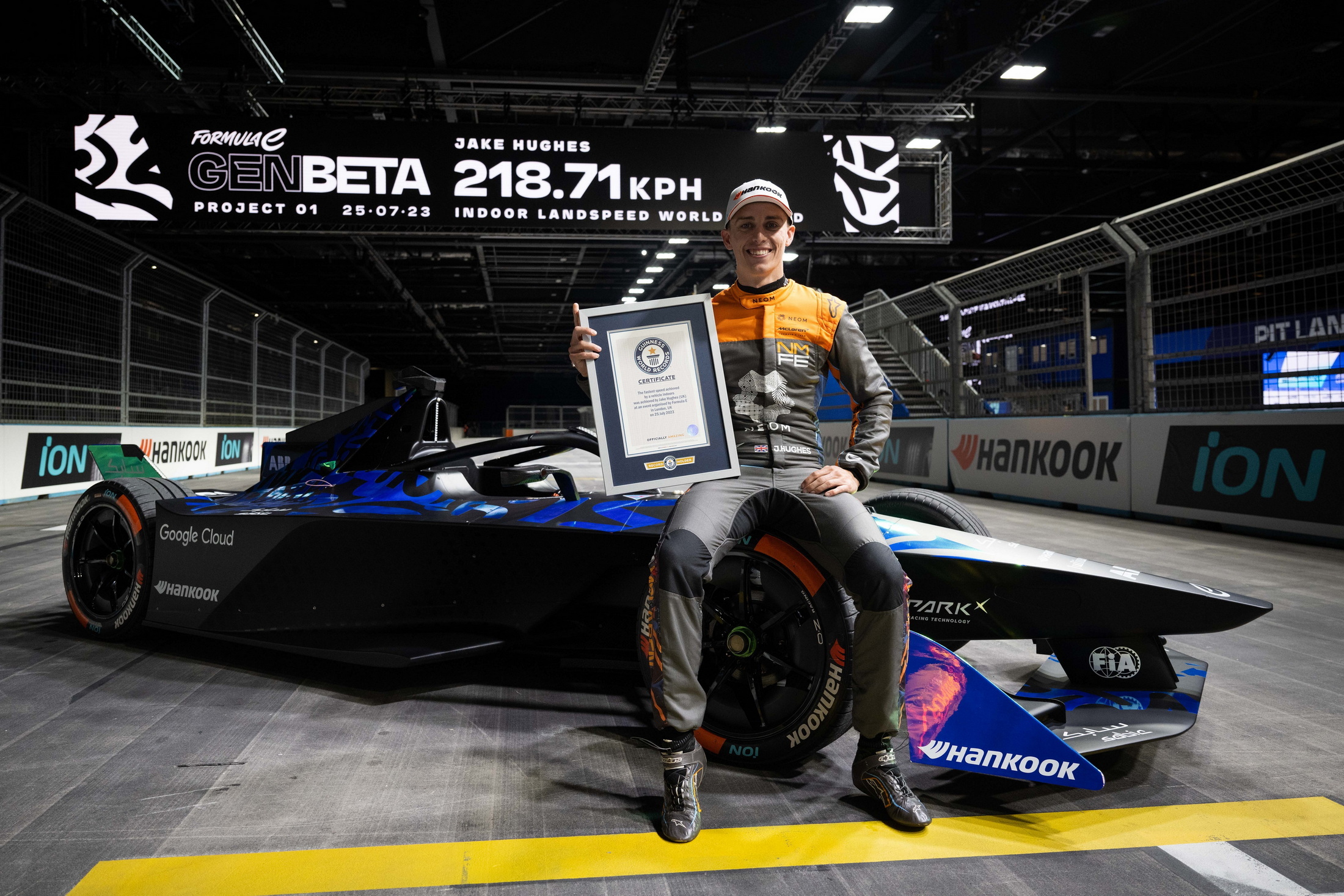 Formula E Single-Seater Shatters Indoor Land Speed Record With 136 MPH ...
