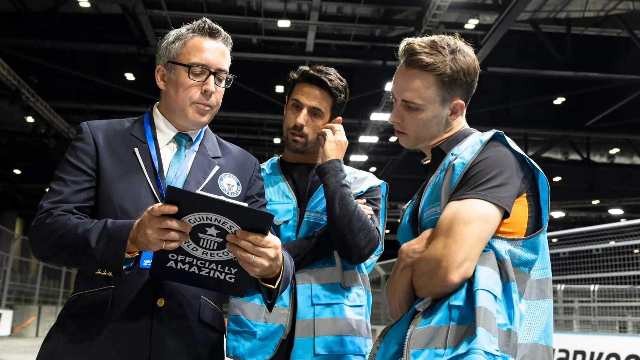 Formula E Single-Seater Shatters Indoor Land Speed Record With 136 MPH ...