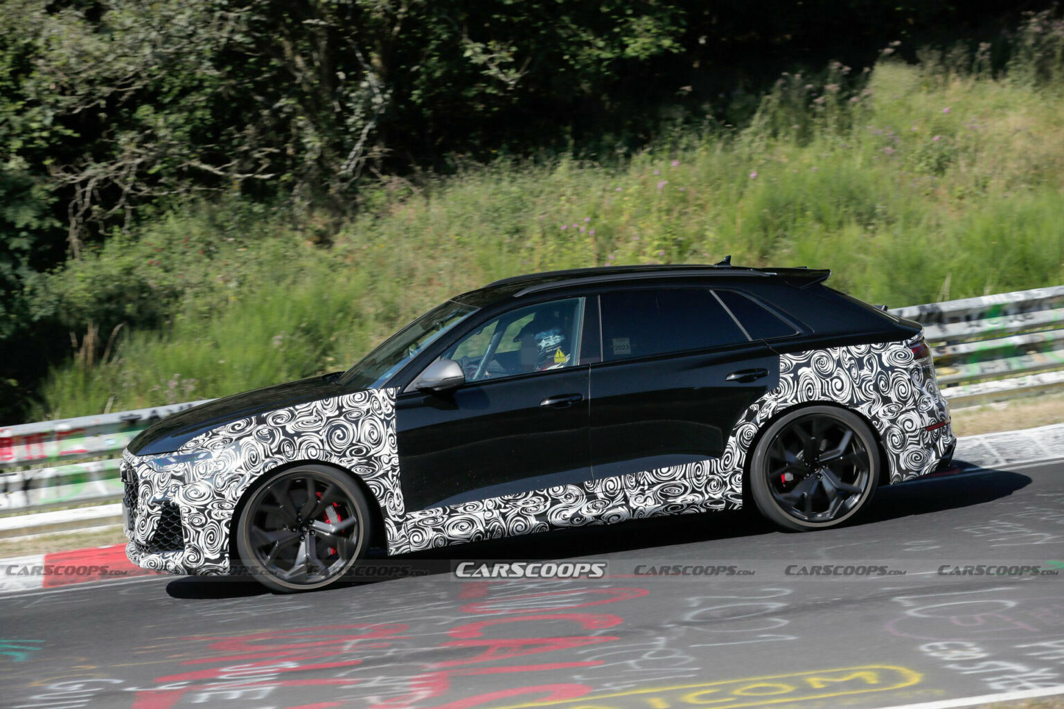 2024 Audi RS Q8 Shows Its Bigger Grin In New Spy Photos | Carscoops