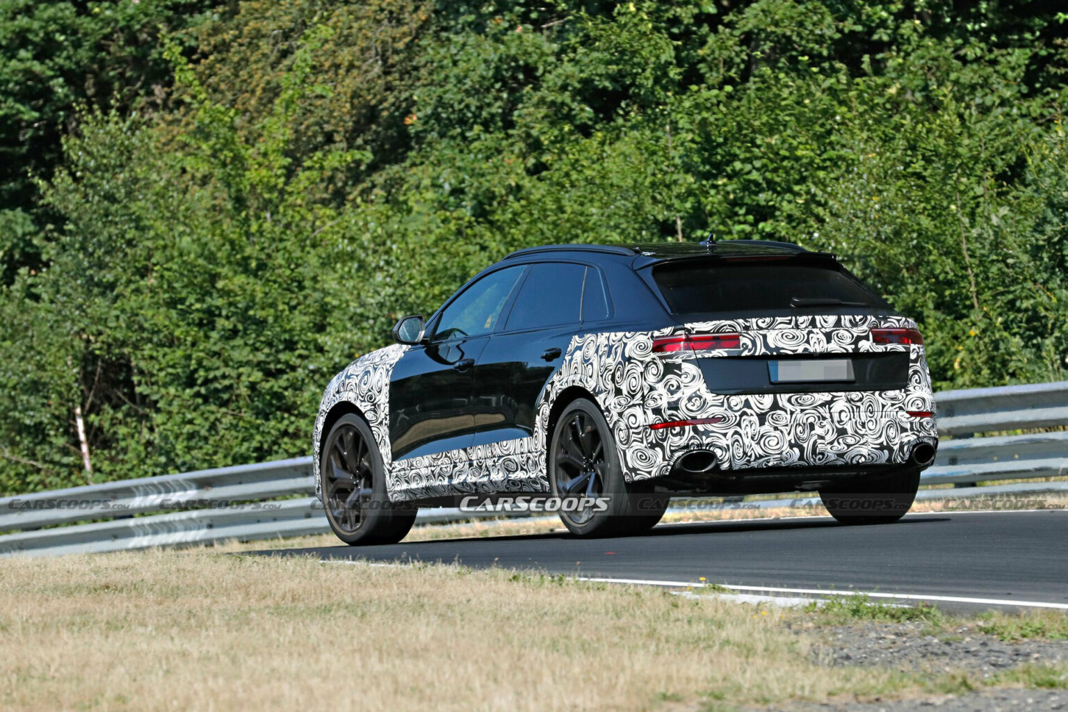 2024 Audi RS Q8 Shows Its Bigger Grin In New Spy Photos | Carscoops