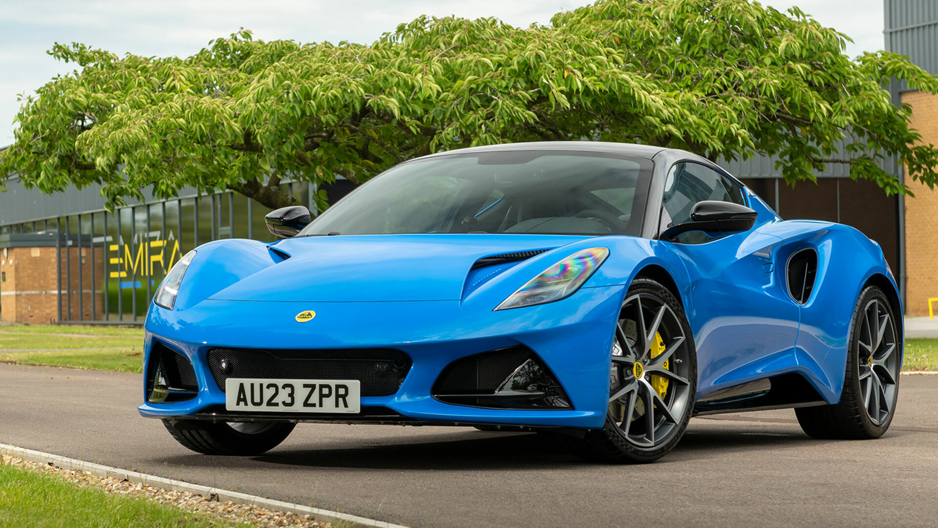 Lotus Emira | Carscoops