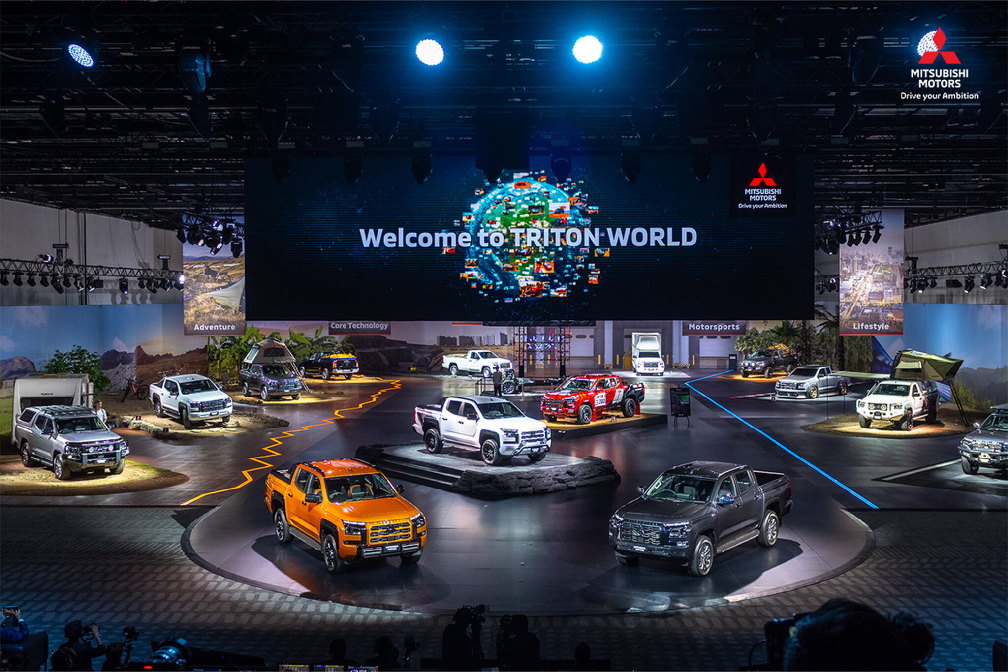 Mitsubishi Shows Customized Tritons Including Slammed Sports Truck ...