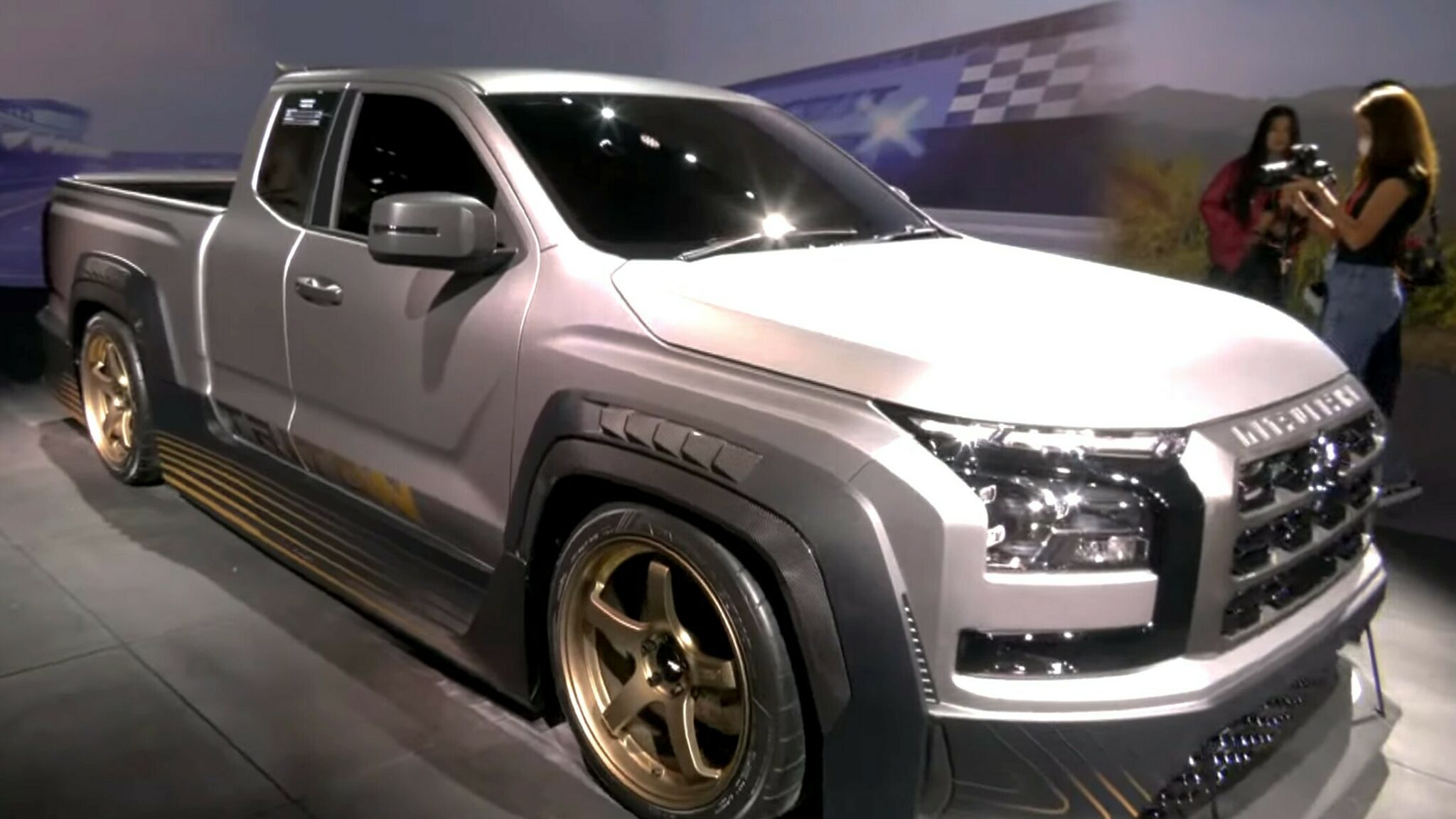 Mitsubishi Shows Customized Tritons Including Slammed Sports Truck ...