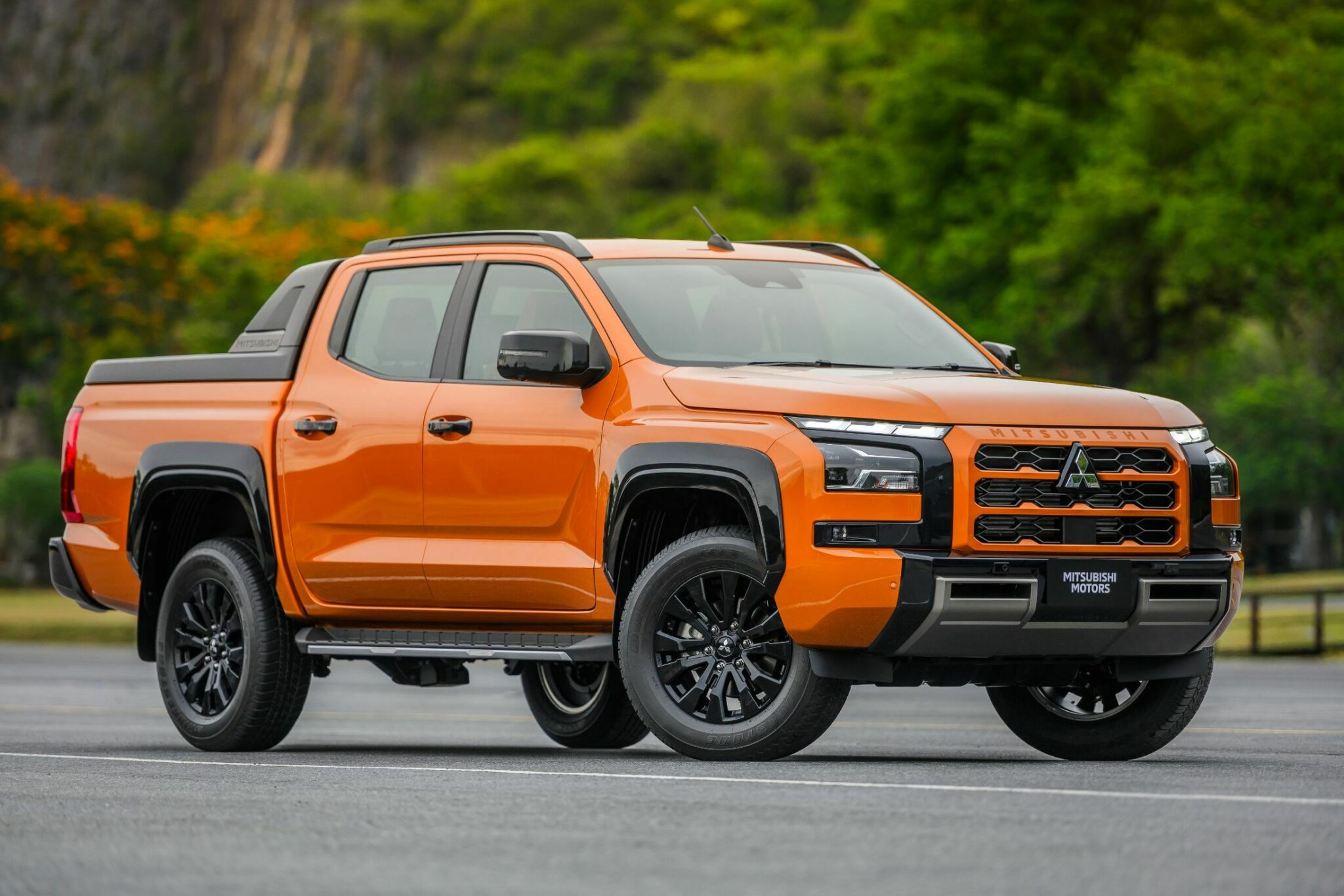 2024 Mitsubishi Triton / L200: Rugged New Truck Takes Aim At Ford ...