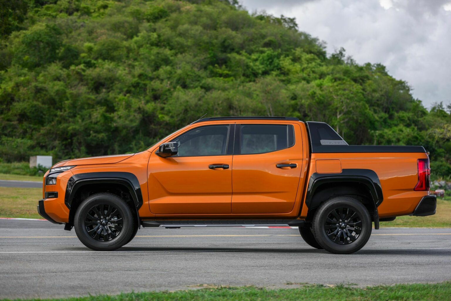 Mitsubishi Already Thinking About Updating The New Triton With Disc ...