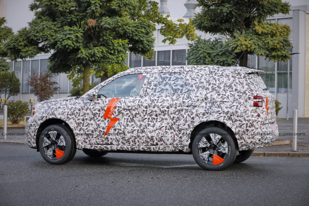 2024 Opel Crossland EV Spied Sending Strong Citroen Vibes | Carscoops