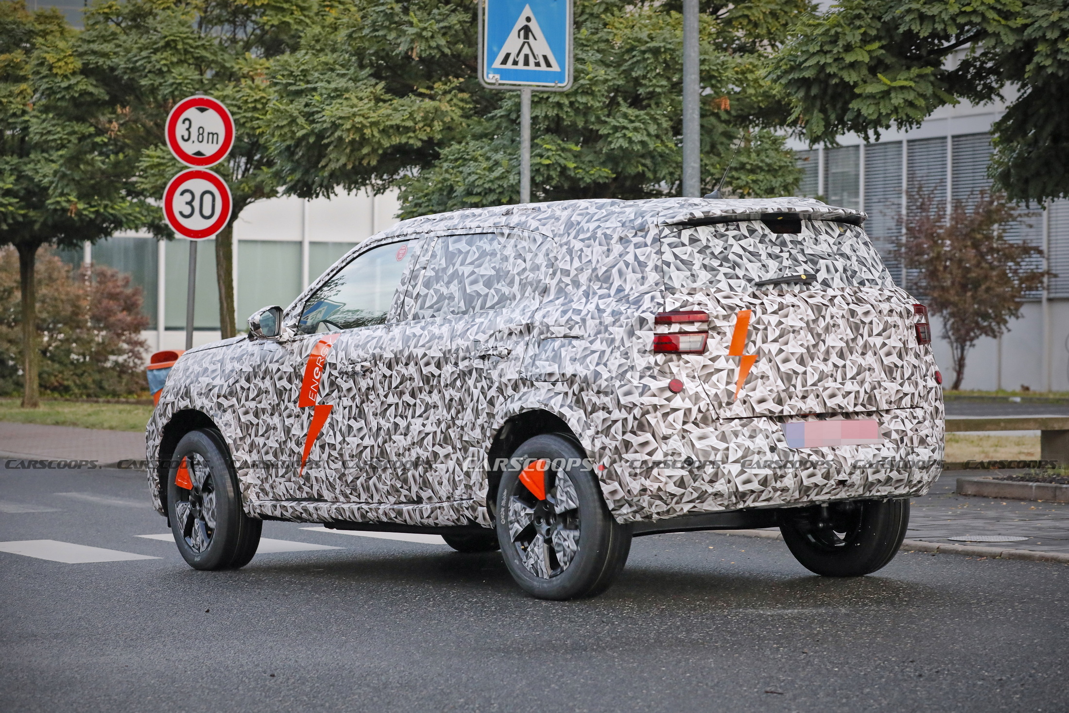 2024 Opel Crossland EV Spied Sending Strong Citroen Vibes | Carscoops
