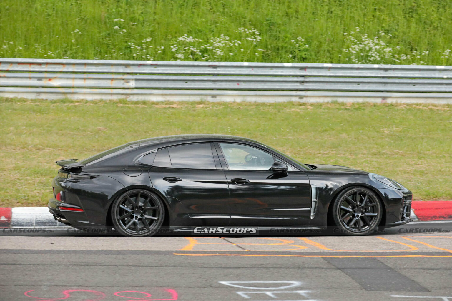 Redesigned Porsche Panamera To Get Upgraded V6 And New Turbo PHEV ...