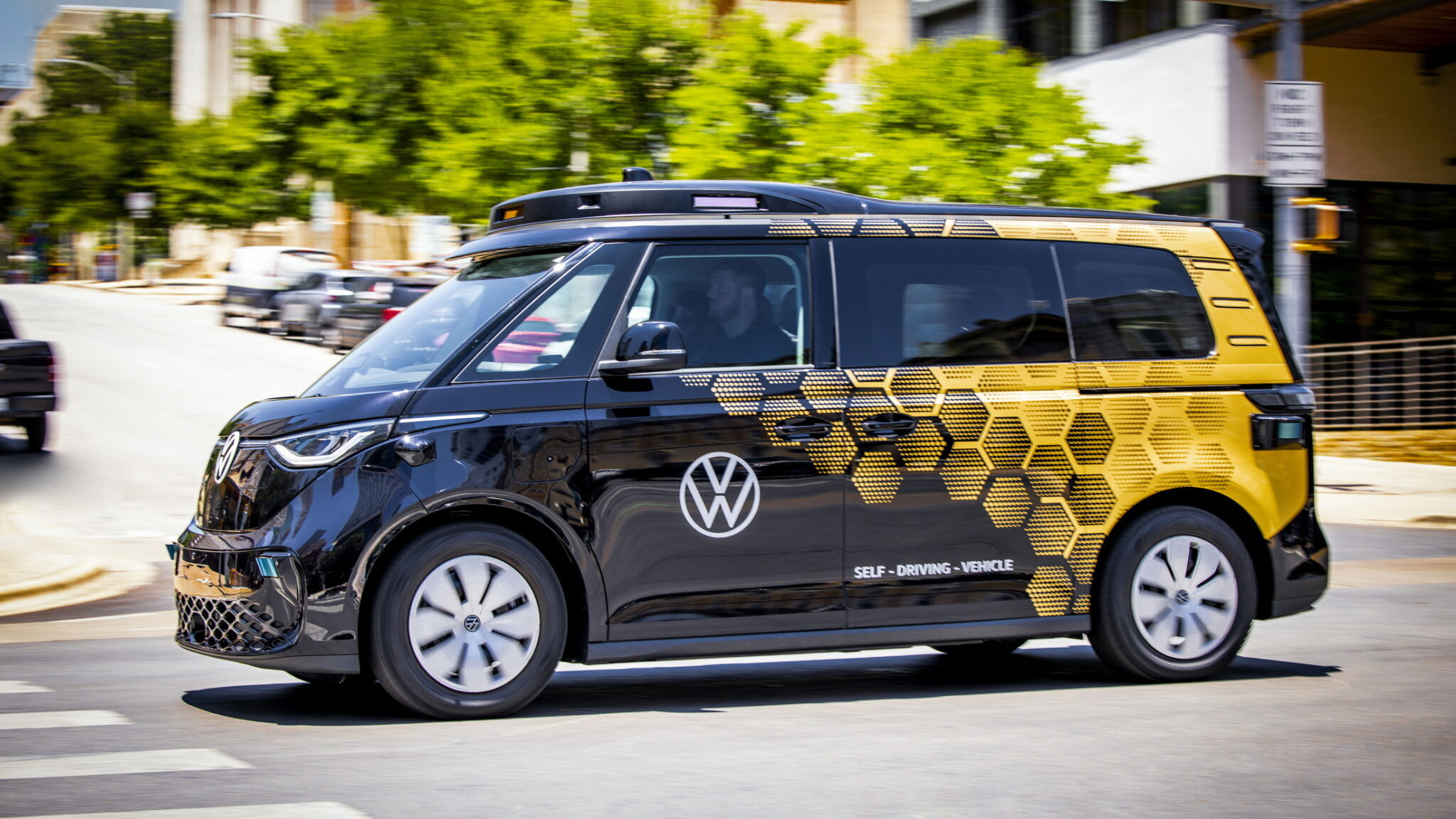 Volkswagen Launches U.S. Autonomous Vehicle Test Program With Fleet Of ...