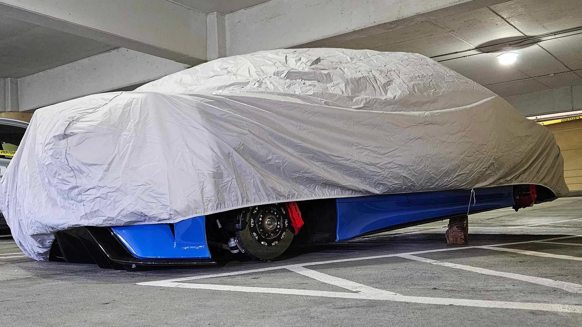 Thieves Steal Wheels Off Rare Acura NSX Type S At San Francisco Airport ...