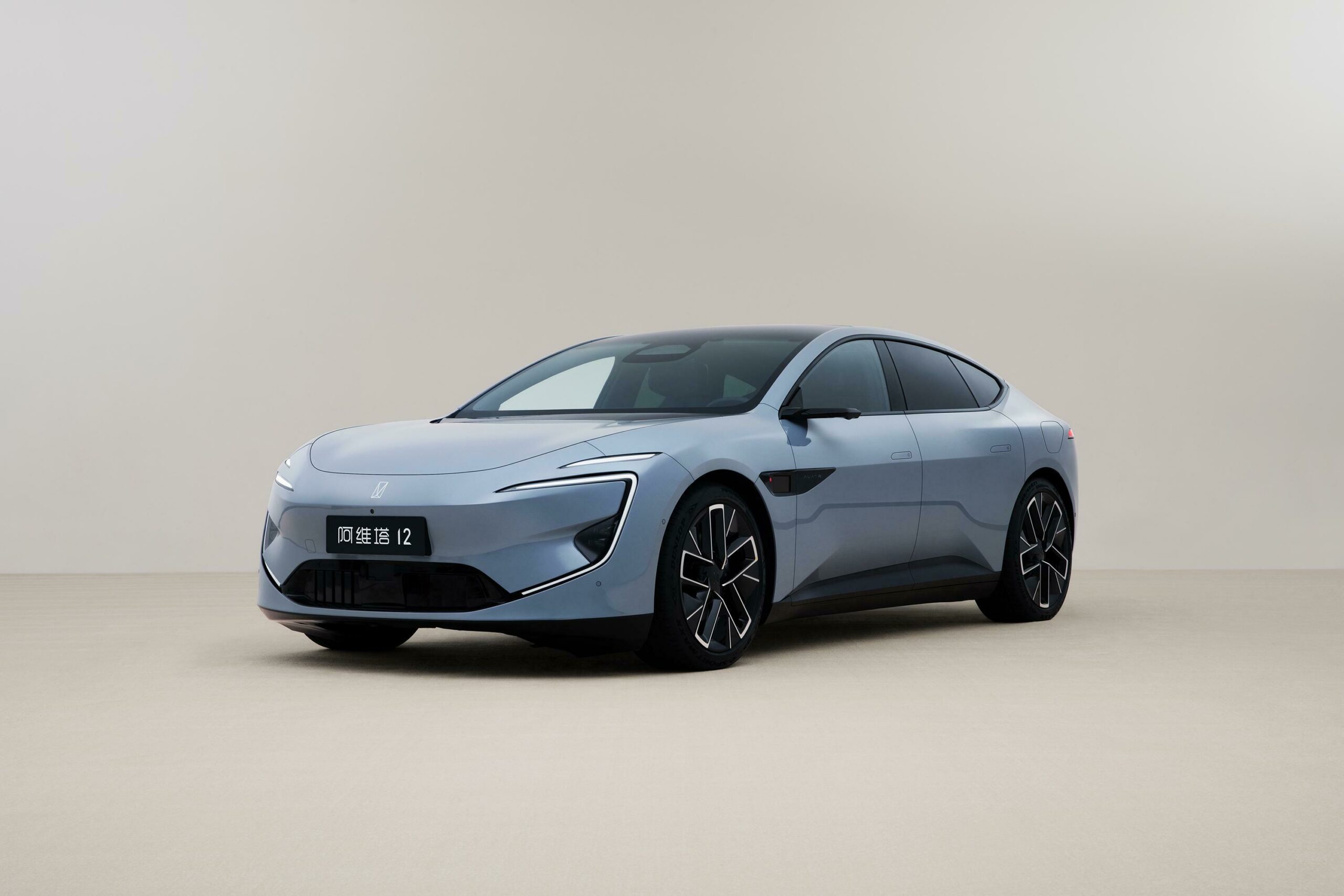 Avatr 12 EV Is A Sleek Luxury Sedan With A Hatch Powered By Huawei ...