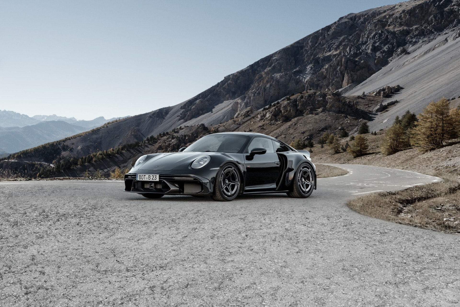 The Brabus 900 Rocket R Is A Porsche 911 Turbo S On Crack | Carscoops