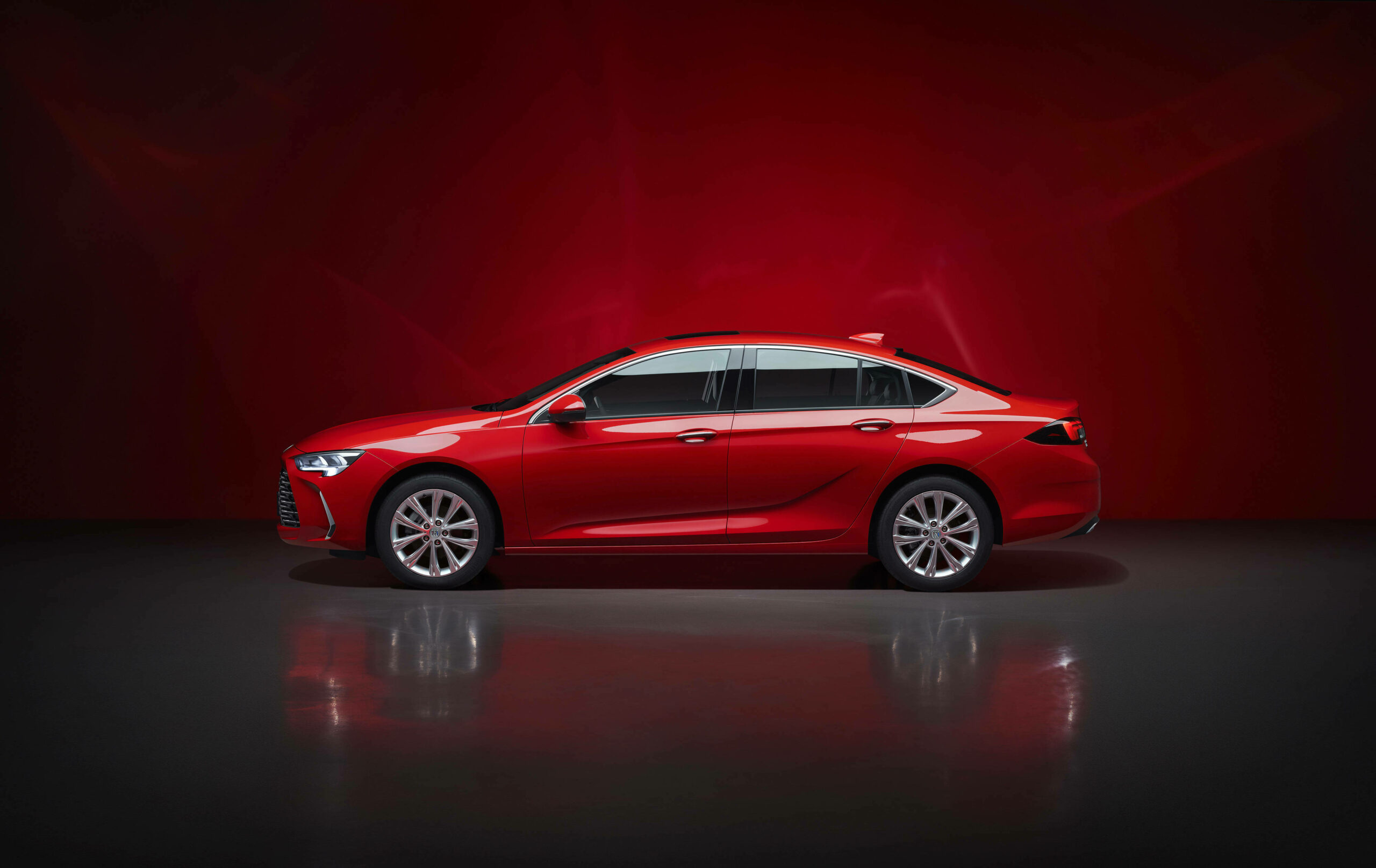 Buick Regal Lives On In China With A New Face And Massive Grille ...