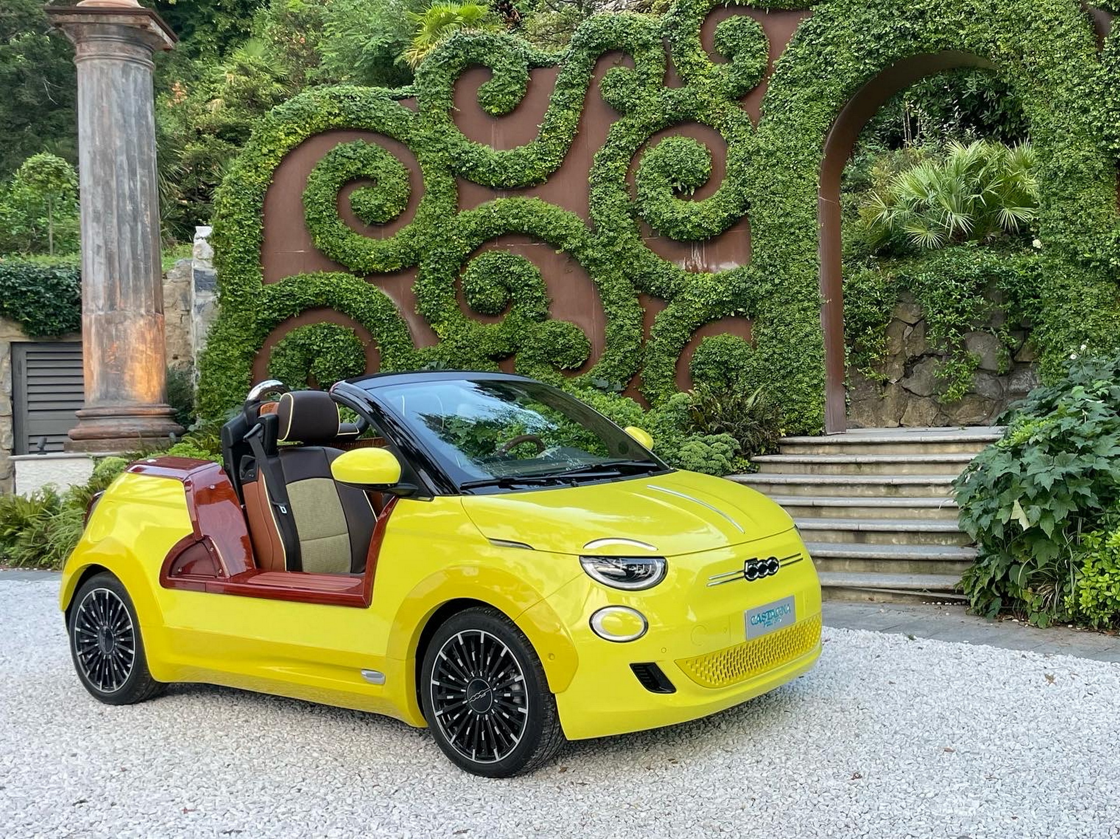 Castagna Milano Chops Fiat 500e Convertible To Create The Ultimate Lake ...