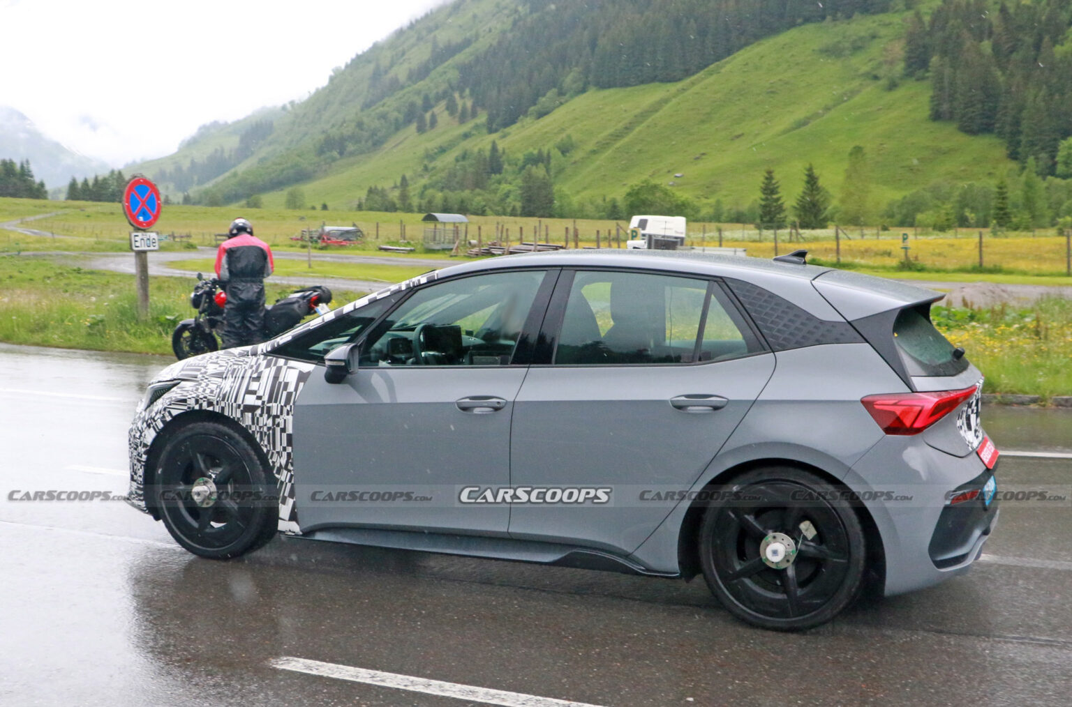 Facelifted Cupra Born Ready To Crib ID.3’s LCI Upgrades Including Dual ...