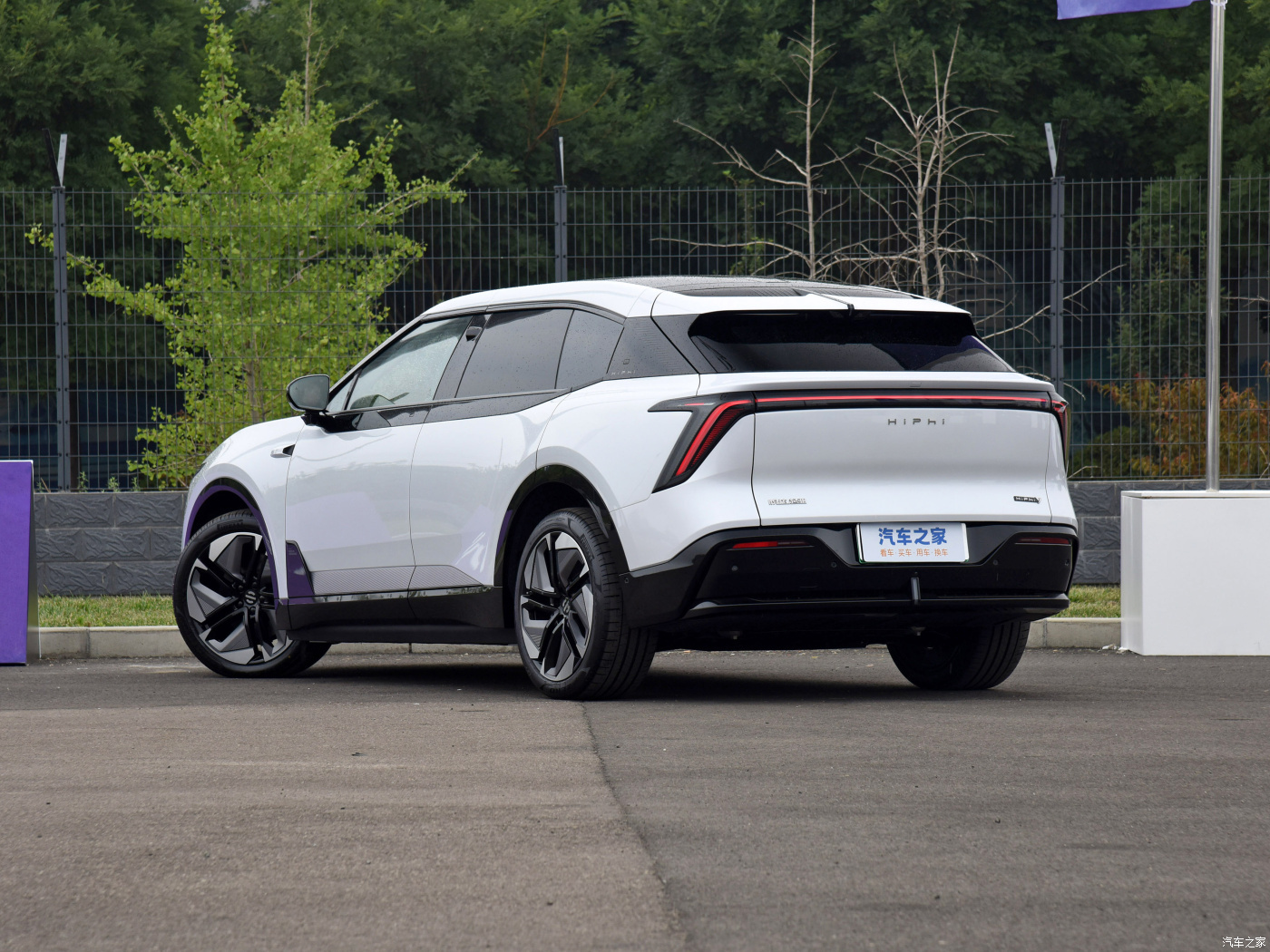 HiPhi Launches All-Electric Y In China, Prices Start At $47,000 | Carscoops
