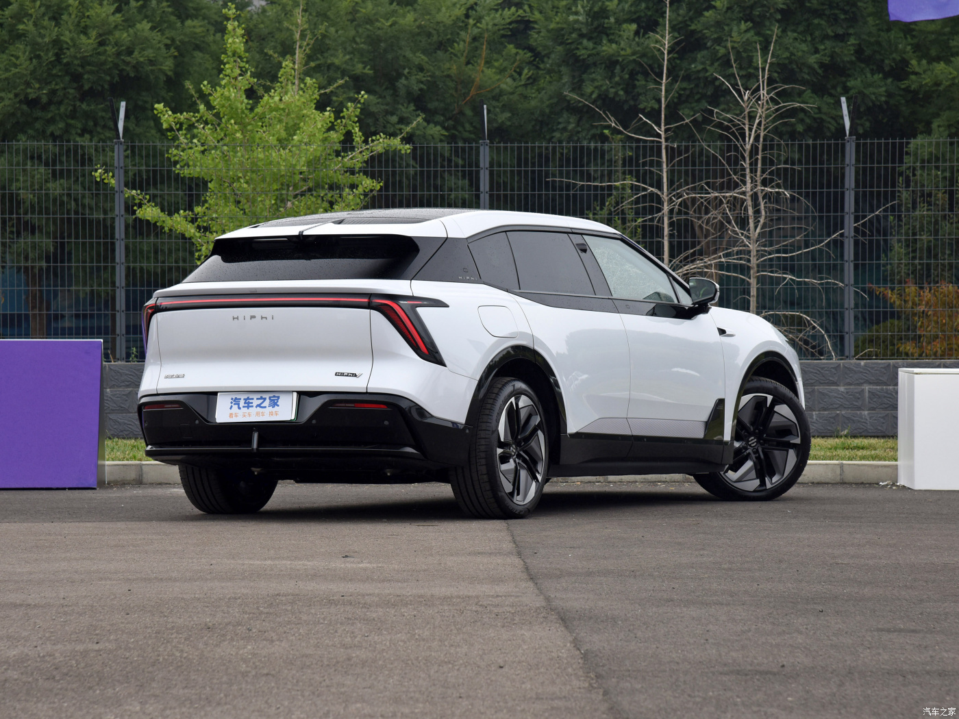 HiPhi Launches All-Electric Y In China, Prices Start At $47,000 | Carscoops