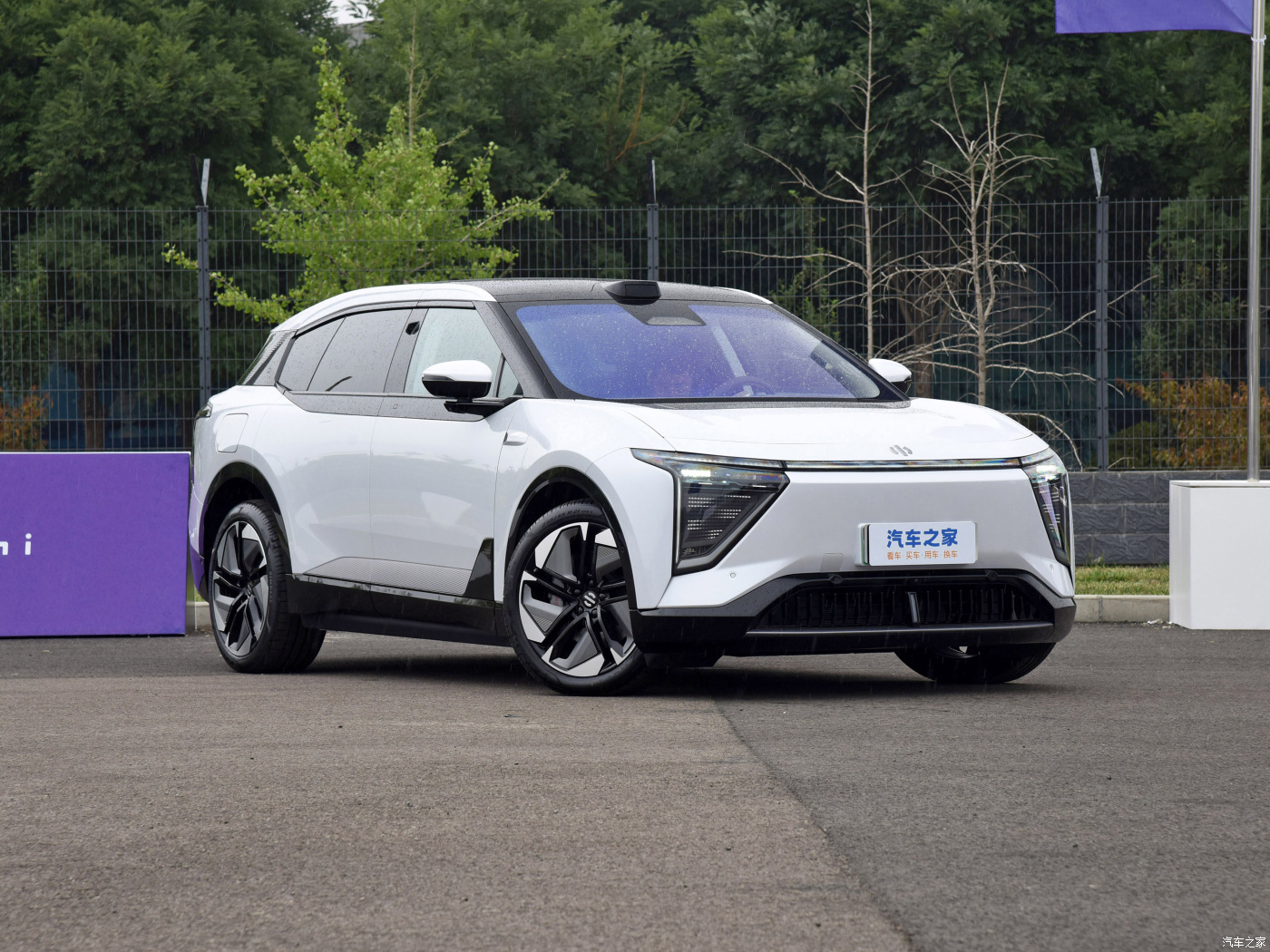 HiPhi Launches All-Electric Y In China, Prices Start At $47,000 | Carscoops