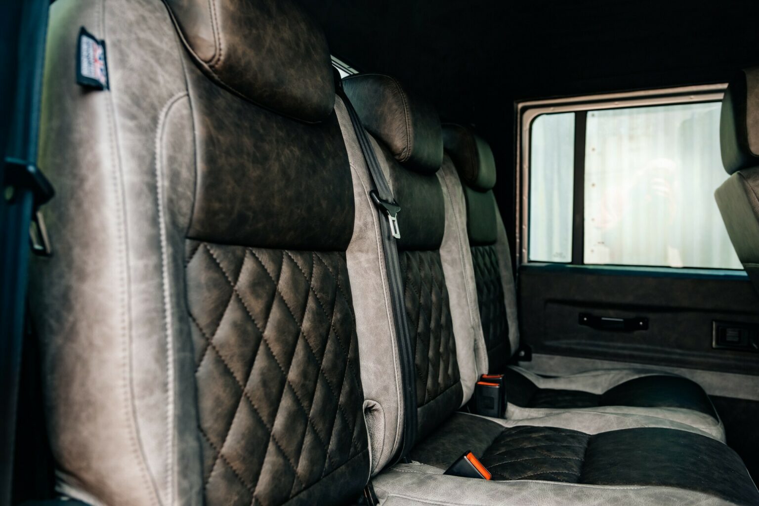 Himalaya 4×4’s Land Rover Defender 130 Restomod Ticks All The Boxes ...