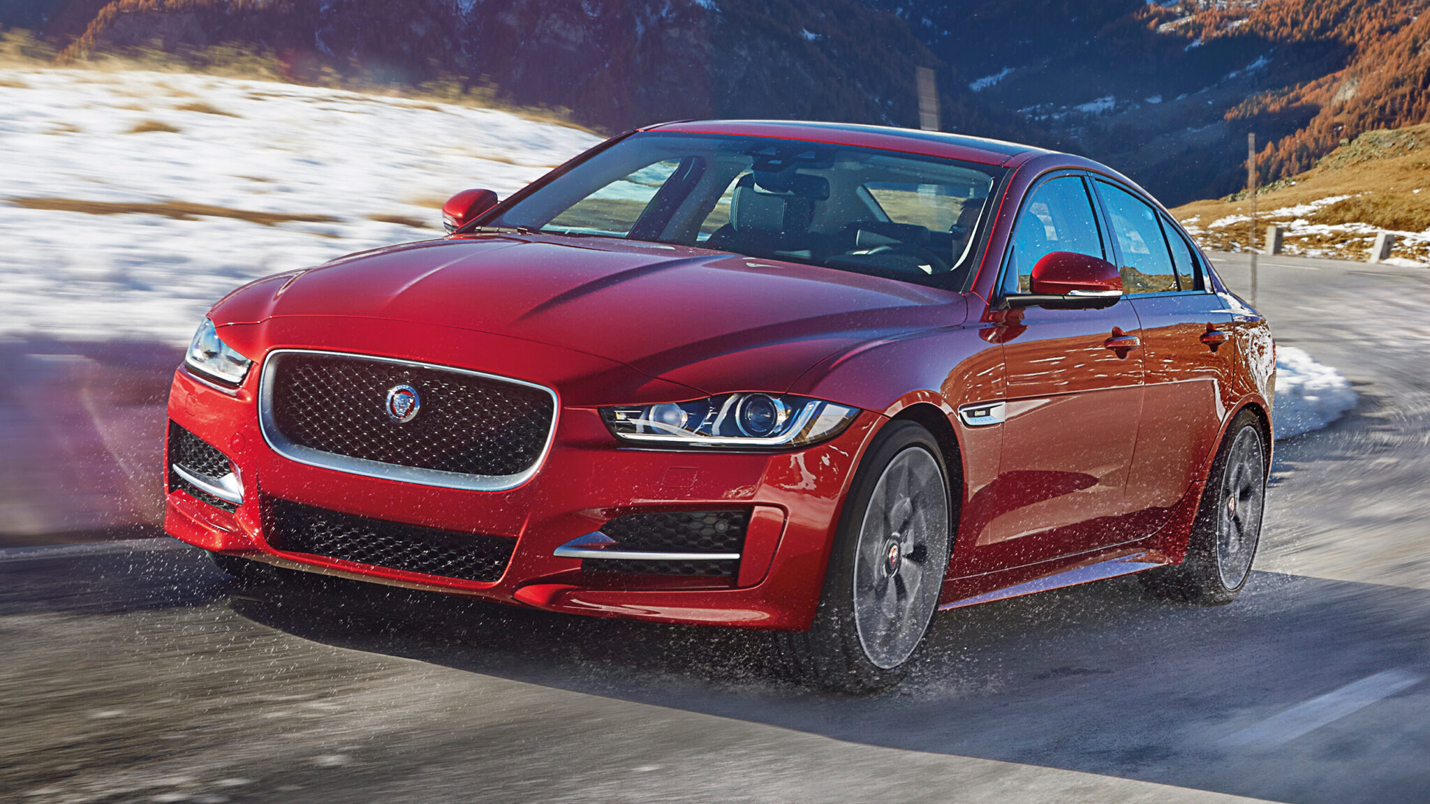 Jaguar Needs To Fix Over 3,000 XEs In The U.S. Due To Rear Camera Fault ...