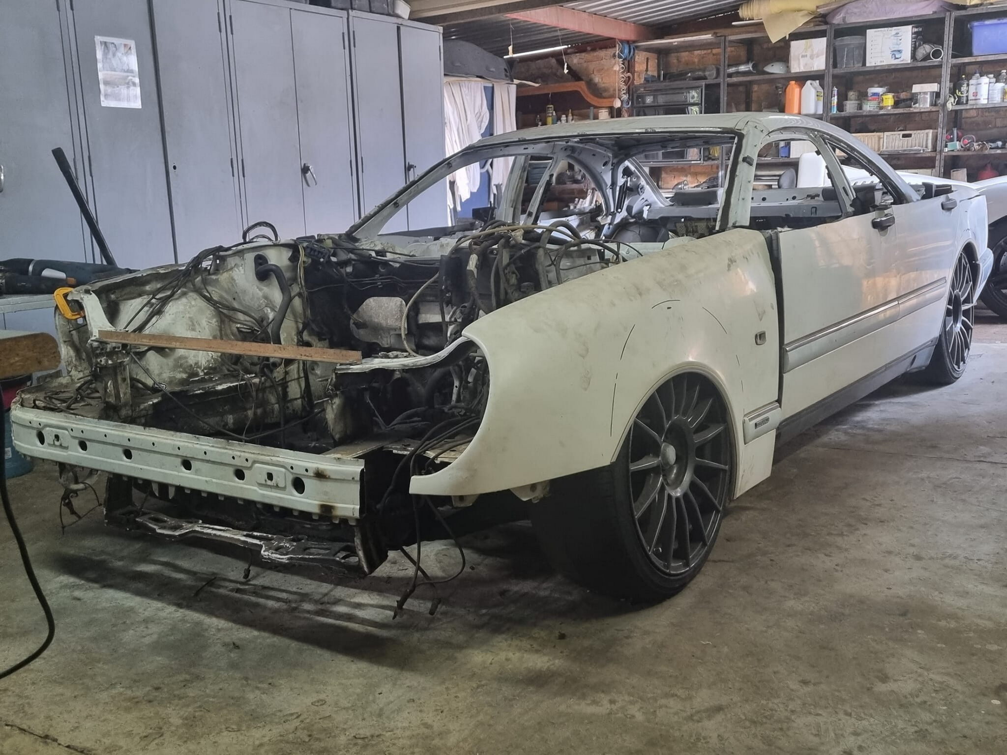 Mercedes-Benz CLK GTR Replica Is A Lot More Than A Chopped E-Class ...