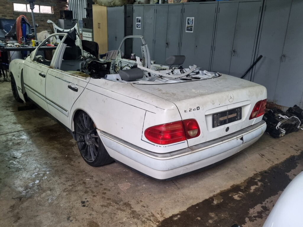 Mercedes-Benz CLK GTR Replica Is A Lot More Than A Chopped E-Class ...