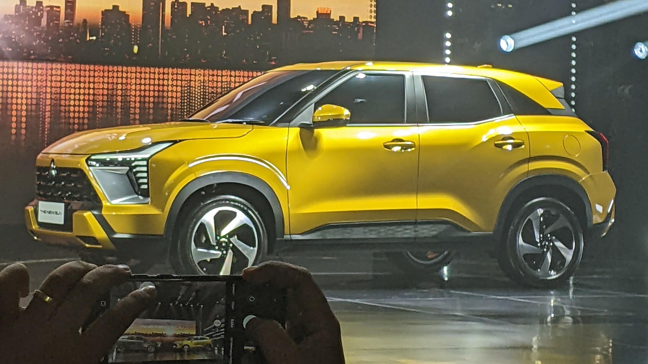 New Mitsubishi SUV Previewed In Indonesia, Debuts On August 10 | Carscoops