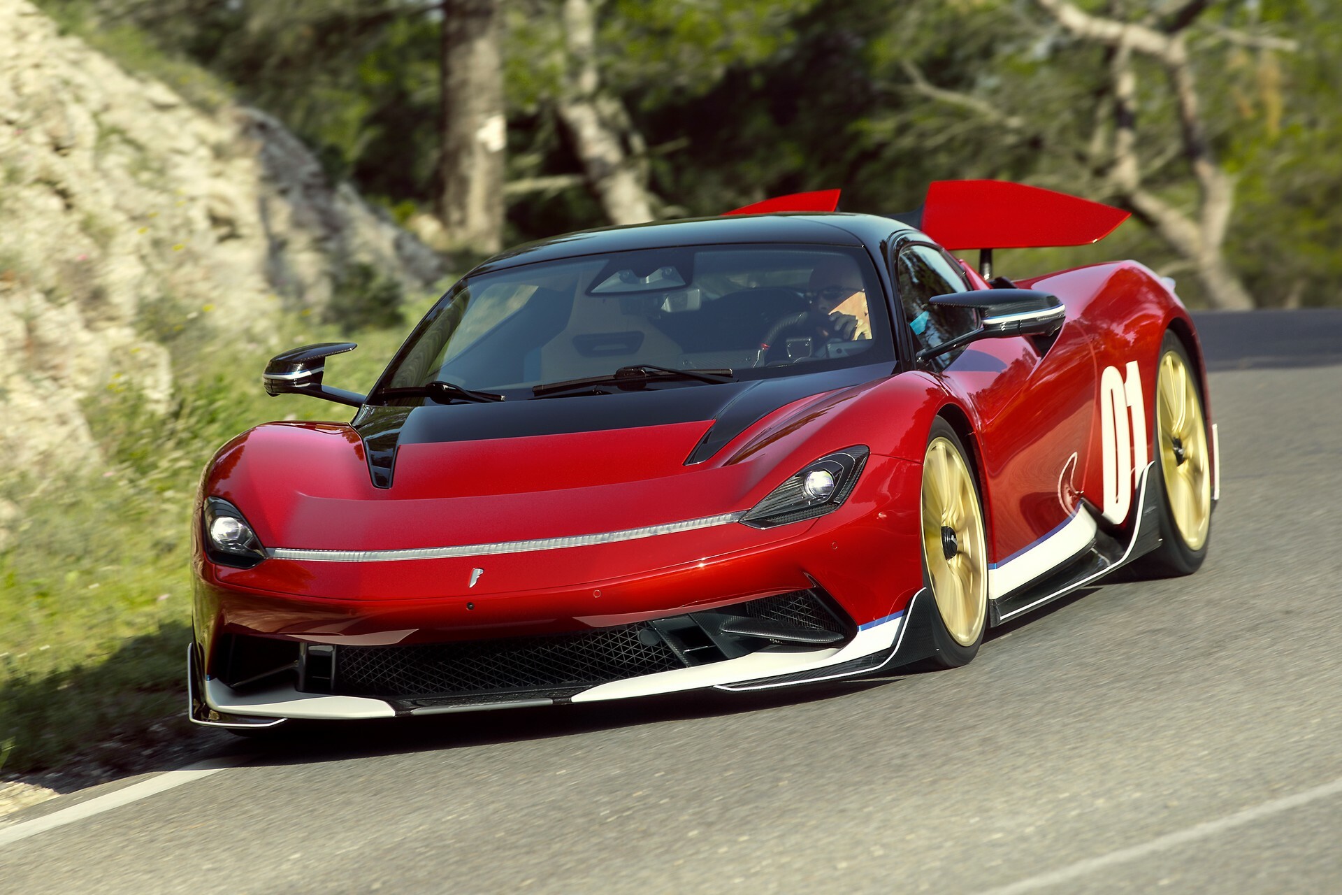 1 Of 5 Pininfarina Battista Edizione Nino Farina Pays Tribute To First ...