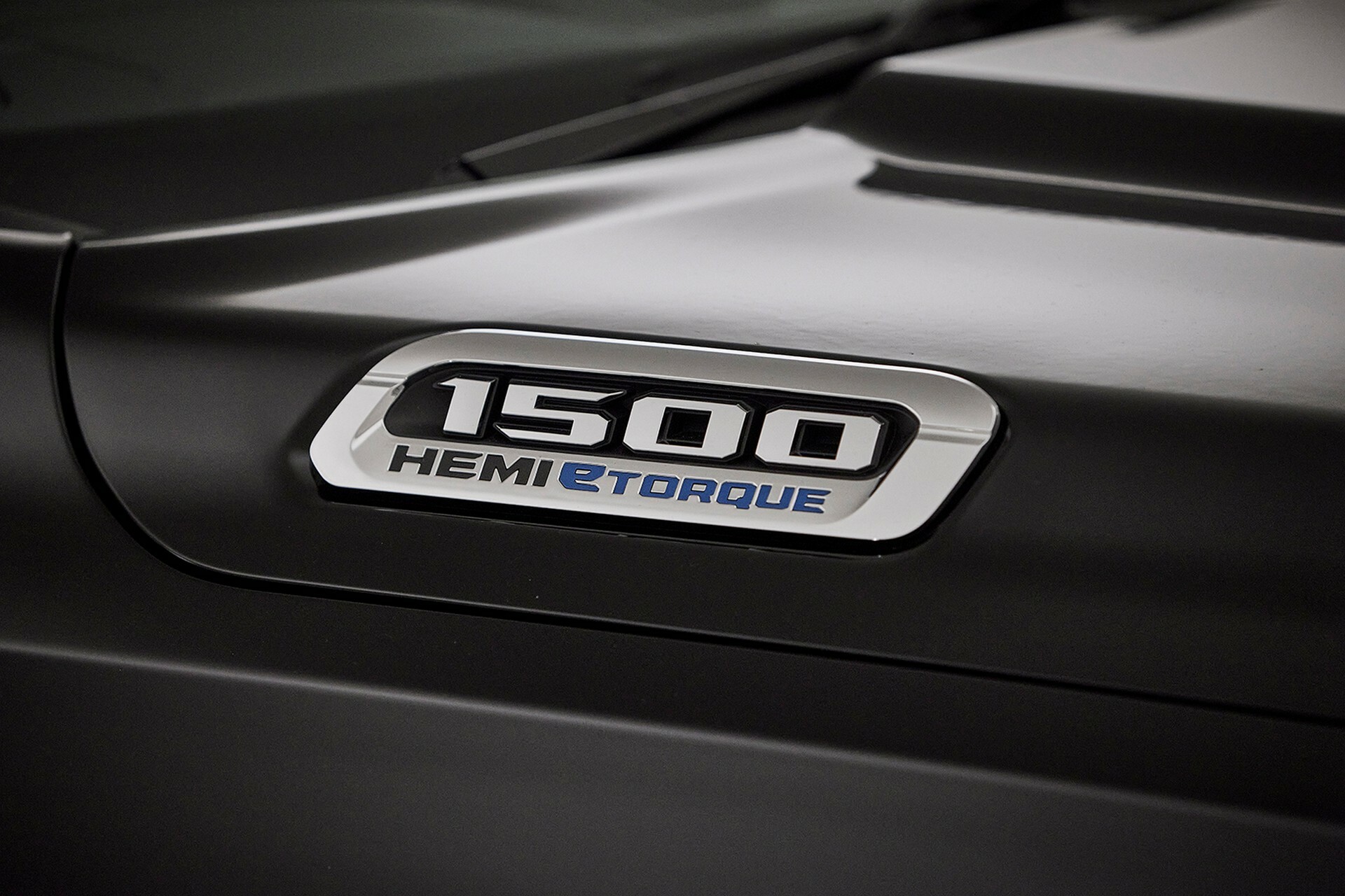 Ram 1500 Laramie Sport Joins Aussie Line-Up With Familiar 5.7-Liter ...