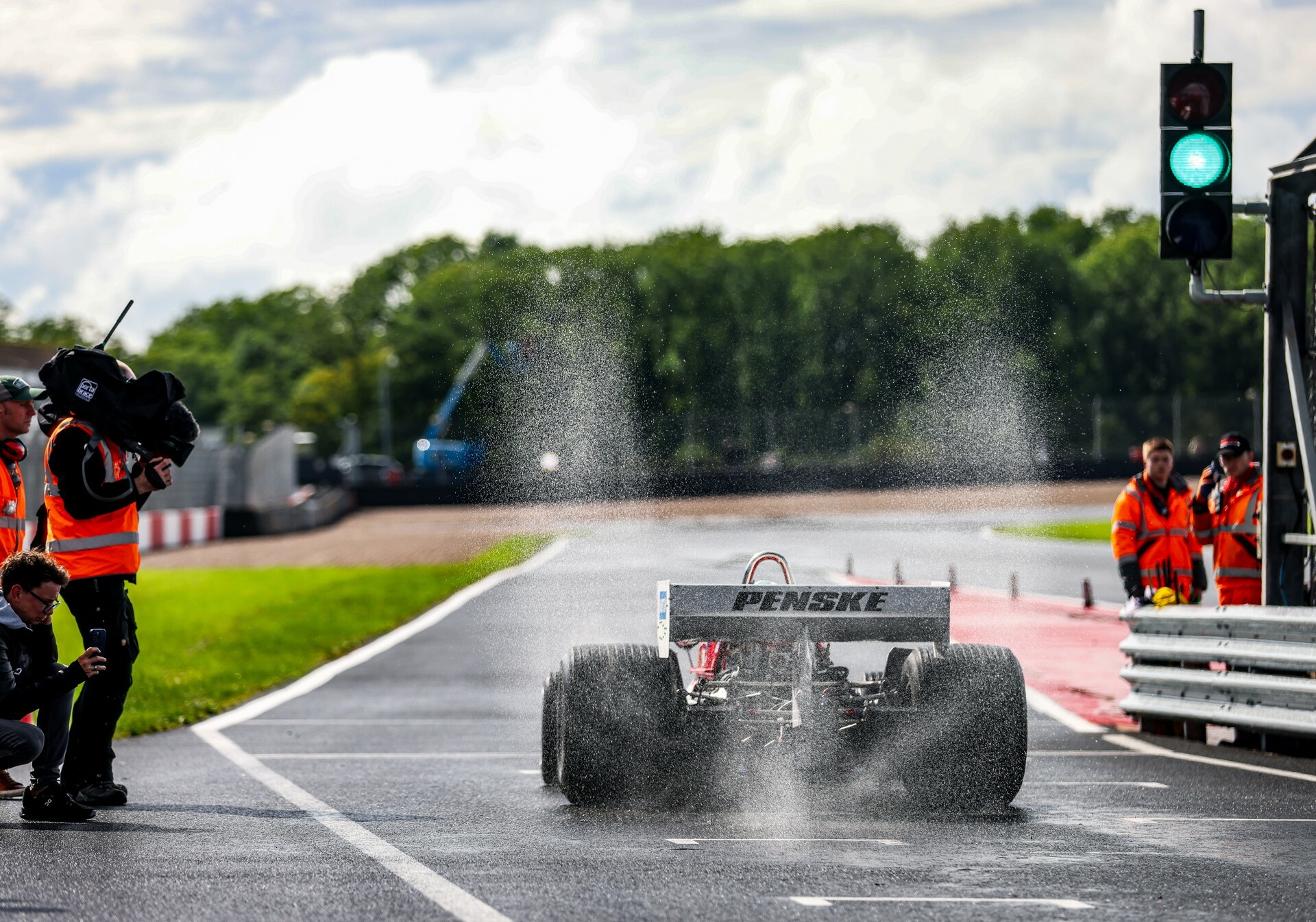 $1 Billion Worth Of Supercars And Hypercars Gather At UK’s Secret Meet ...