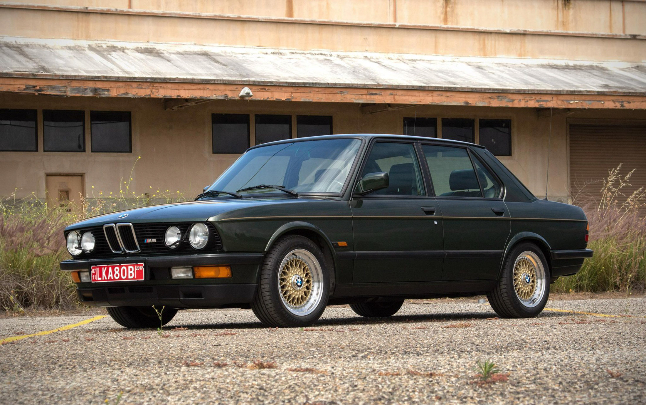 This 1987 BMW M5 Was The King Of Sweden’s Personal Super Sedan | Carscoops