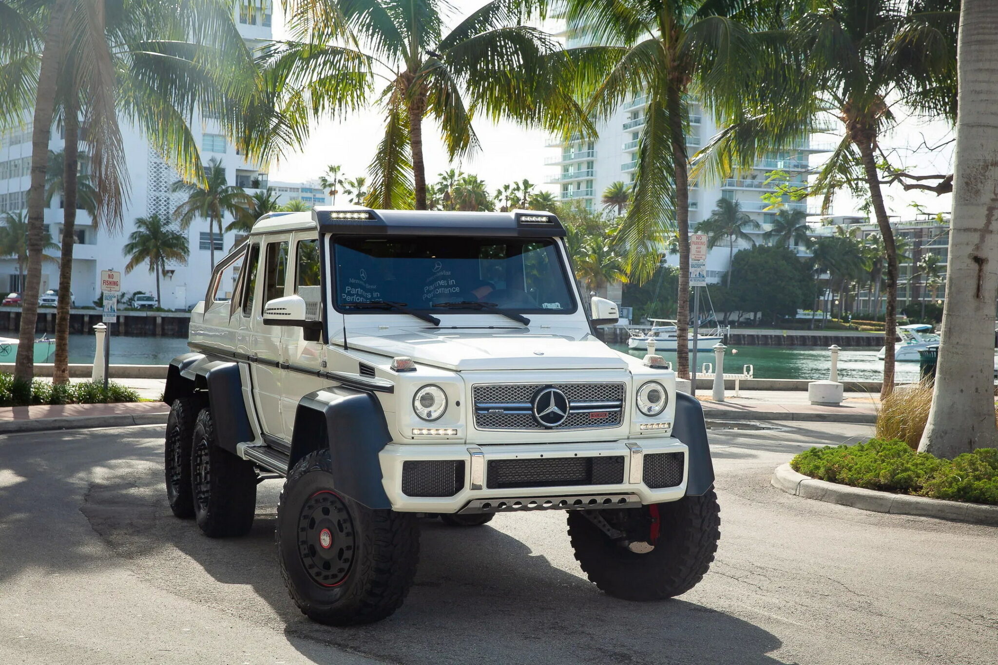 This Mercedes-Benz G63 AMG 6×6 Might Set A New Record On Bring A ...