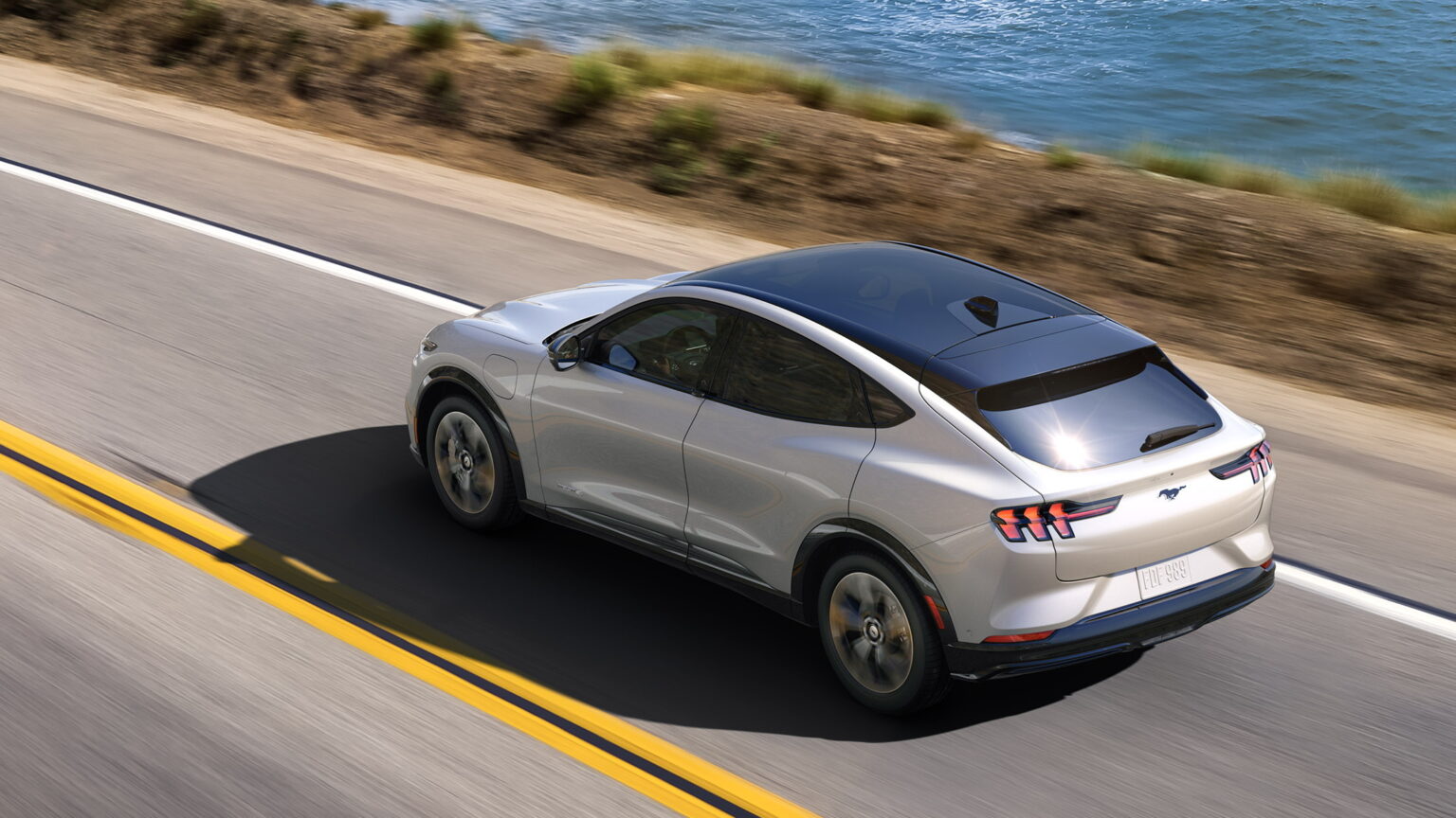 Here’s What Happens When You Spin A Tire At 385 MPH Or 620 km/h | Carscoops