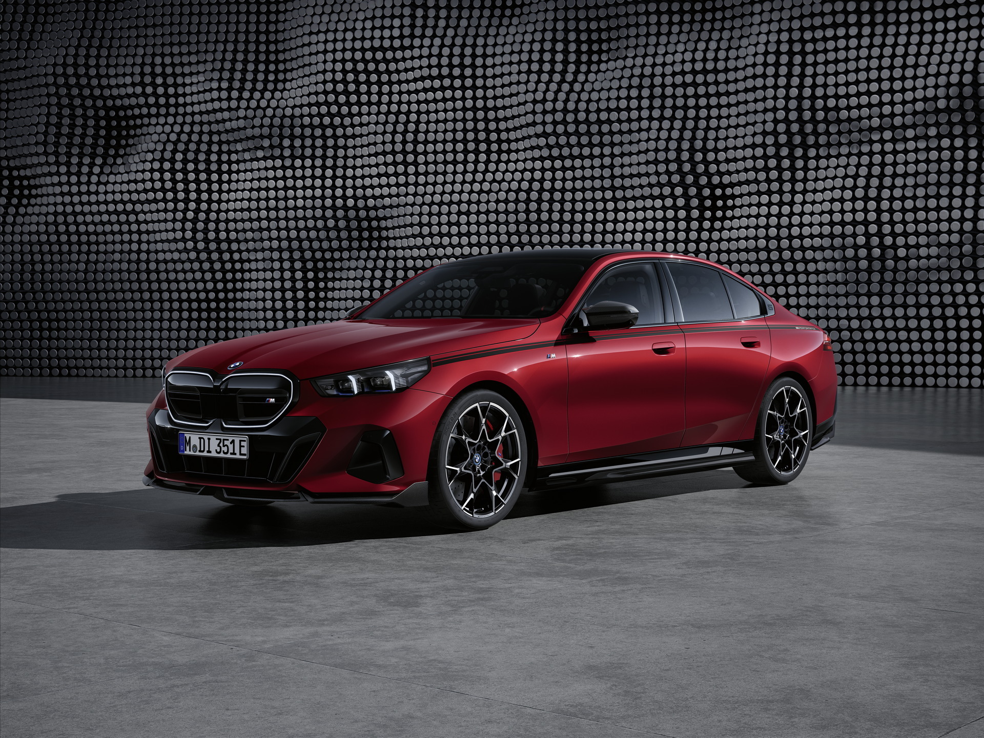 BMW Sports Up 2024 5-Series And i5 With New M Performance Parts | Carscoops